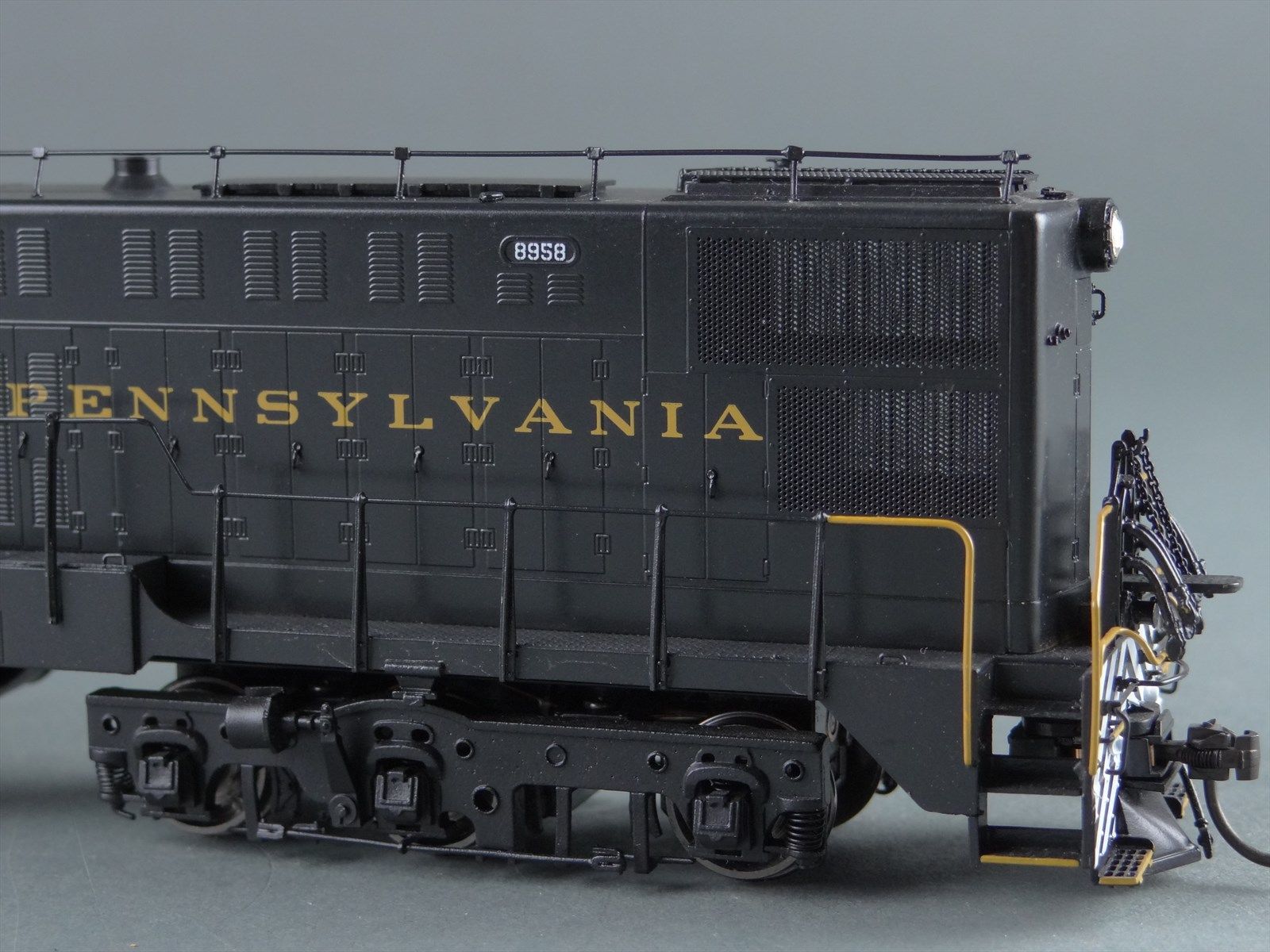 HO Division Point PRR Pennsylvania Baldwin Center Cab #8958