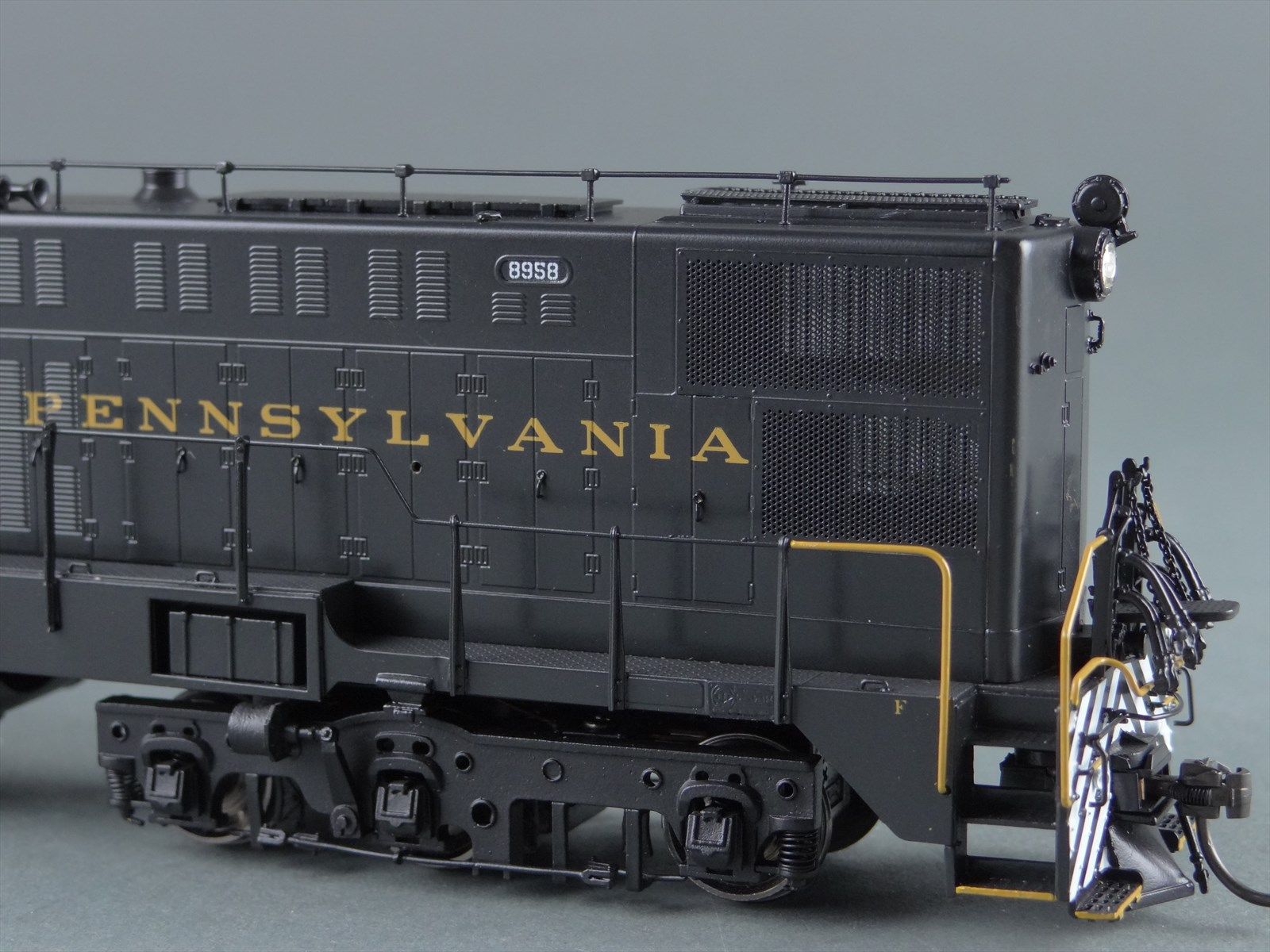 HO Division Point PRR Pennsylvania Baldwin Center Cab #8958