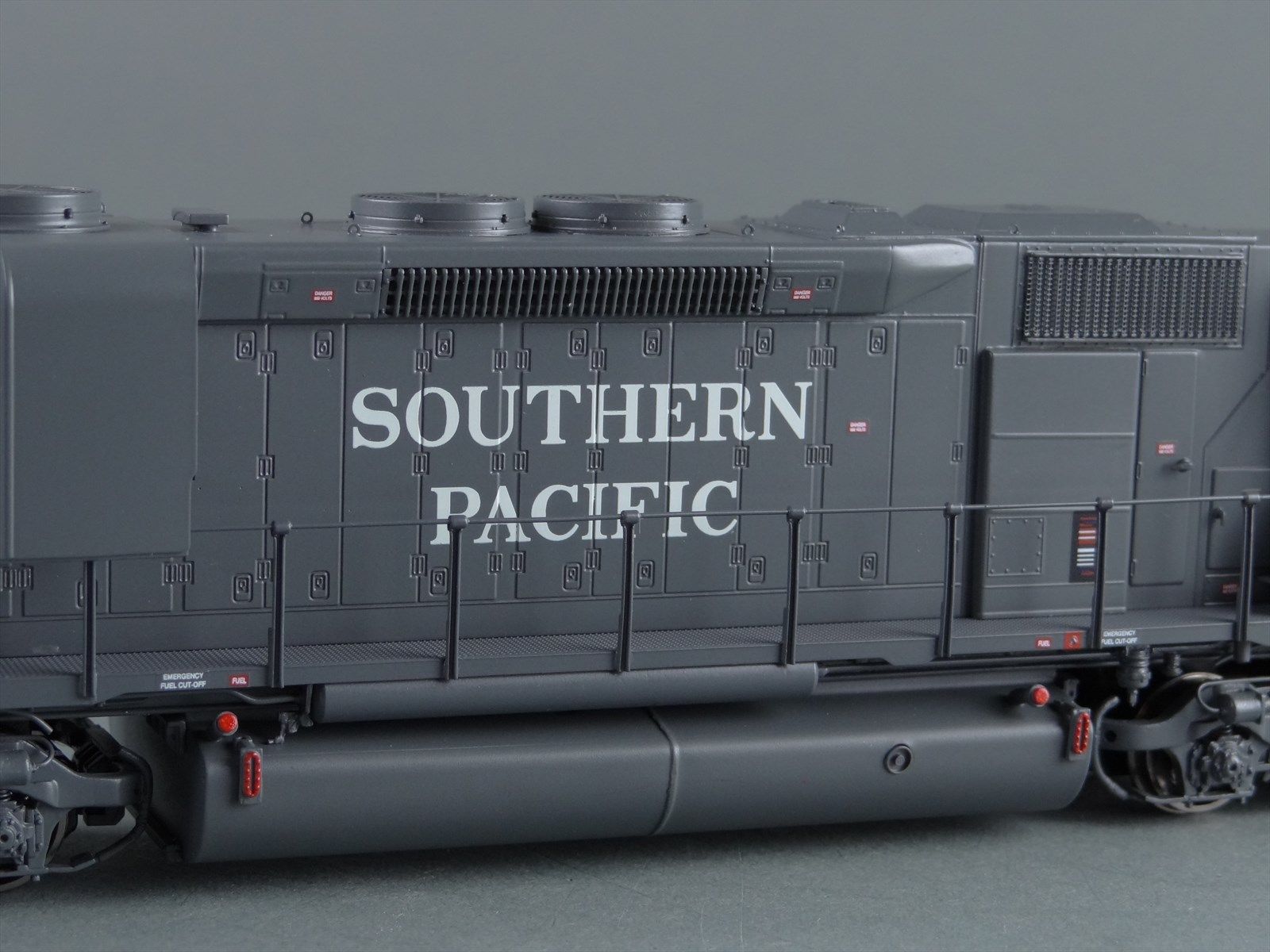 HO Brass OMI AA-1114-1 Overland SP SD45X Diesel #9500 w/ Tunnel Ears