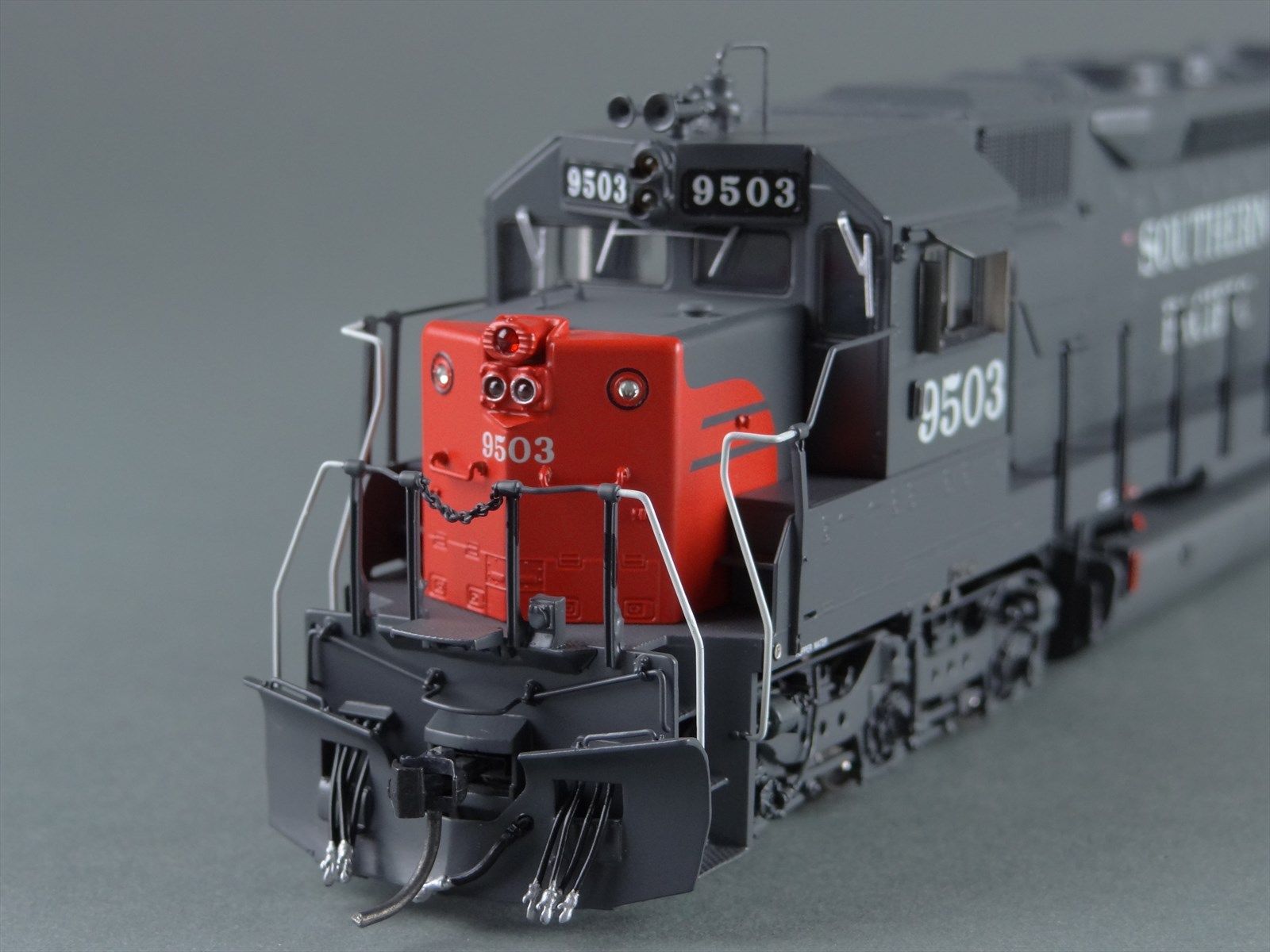 HO Brass OMI AA-1112-1 Overland SP SD45X Diesel #9503 - Bloody Nose