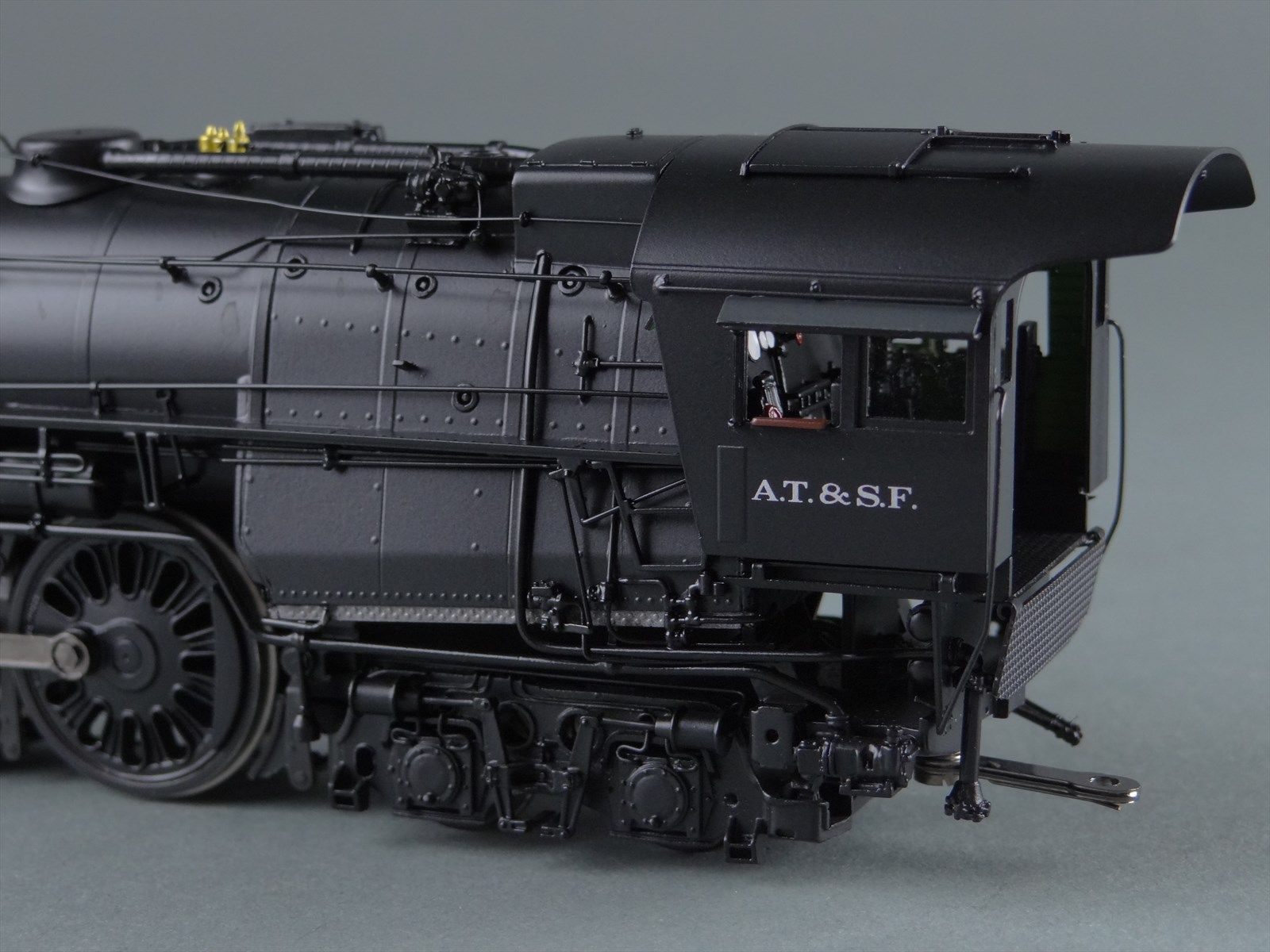 HO GPM Glacier Park ATSF Santa Fe 4-6-4 #3463 1950's Modernized