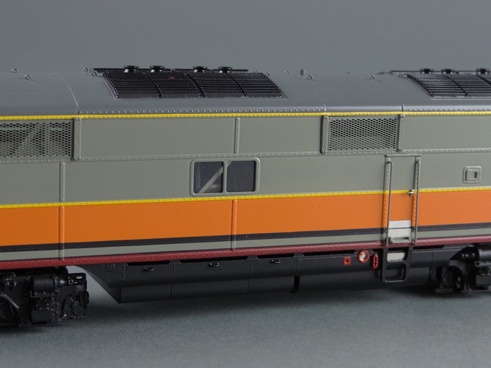 HO Railway Classics Milwaukee 1948 Hiawatha EMD E6 E6AA Diesel A/A SET #15