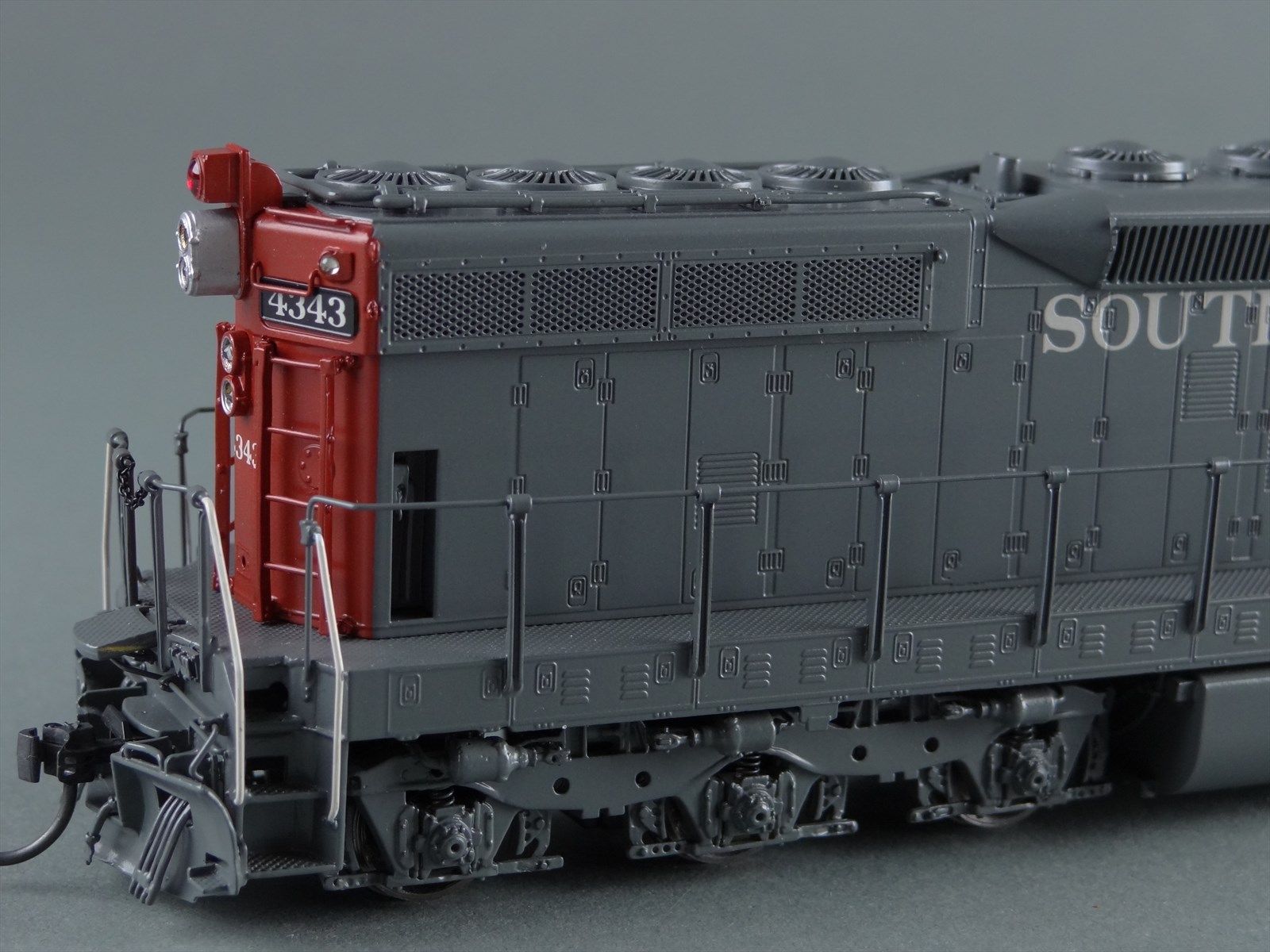 HO Brass OMI 6780.1 Overland SP SD9E Diesel #4343 w/ Tall Icicle Breakers