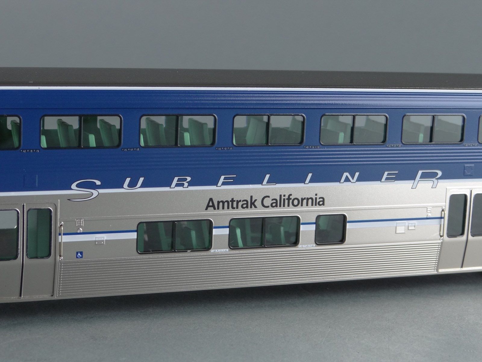 HO Brass OMI Overland Amtrak Surfliner Coach #6400 - Interior & Lighting