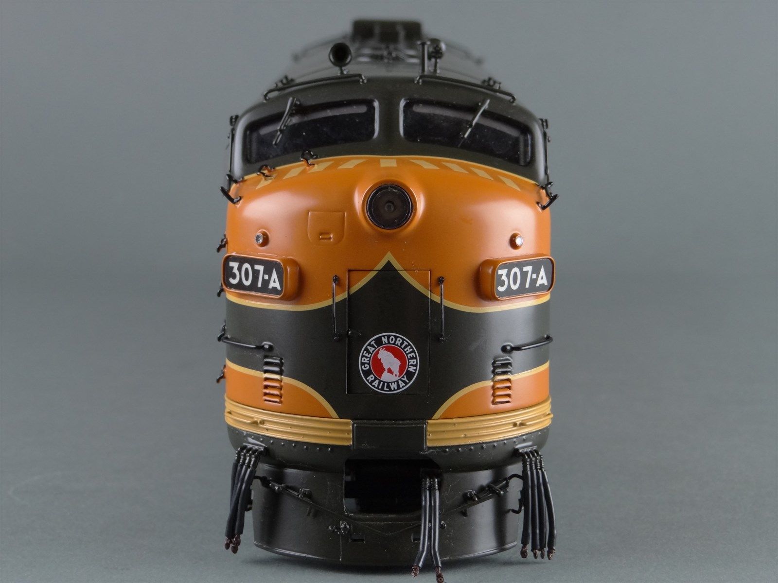 O Scale Brass Model Train - Key GN Empire Builder EMD F-7A/F-7B ROAD #307A/307B