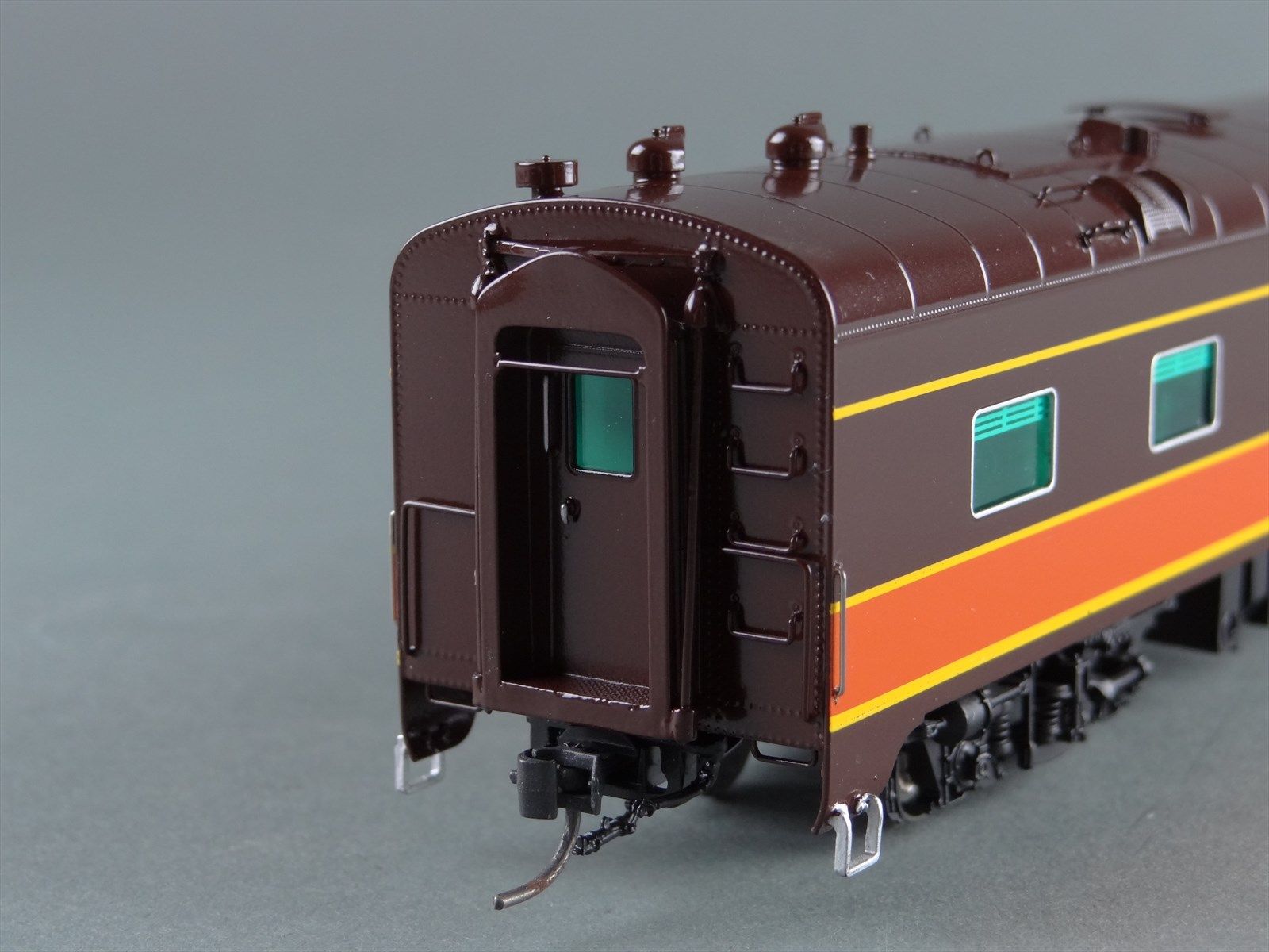 HO Brass Model Train - Railway Classics IC Illinois Central Business Car #1