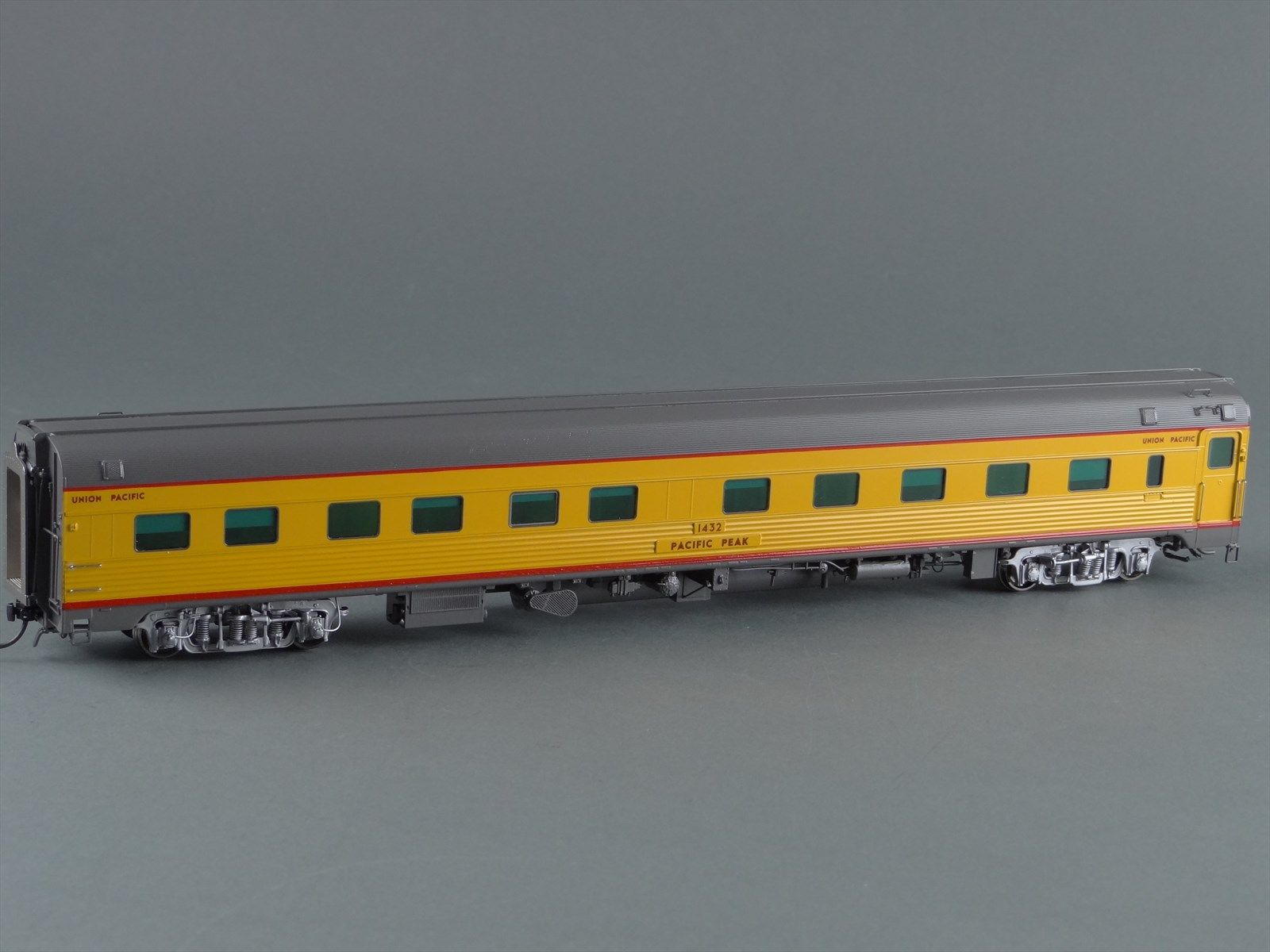 HO Brass Model Train - OMI Overland UP Union Pacific 10-6 Sleeper ...