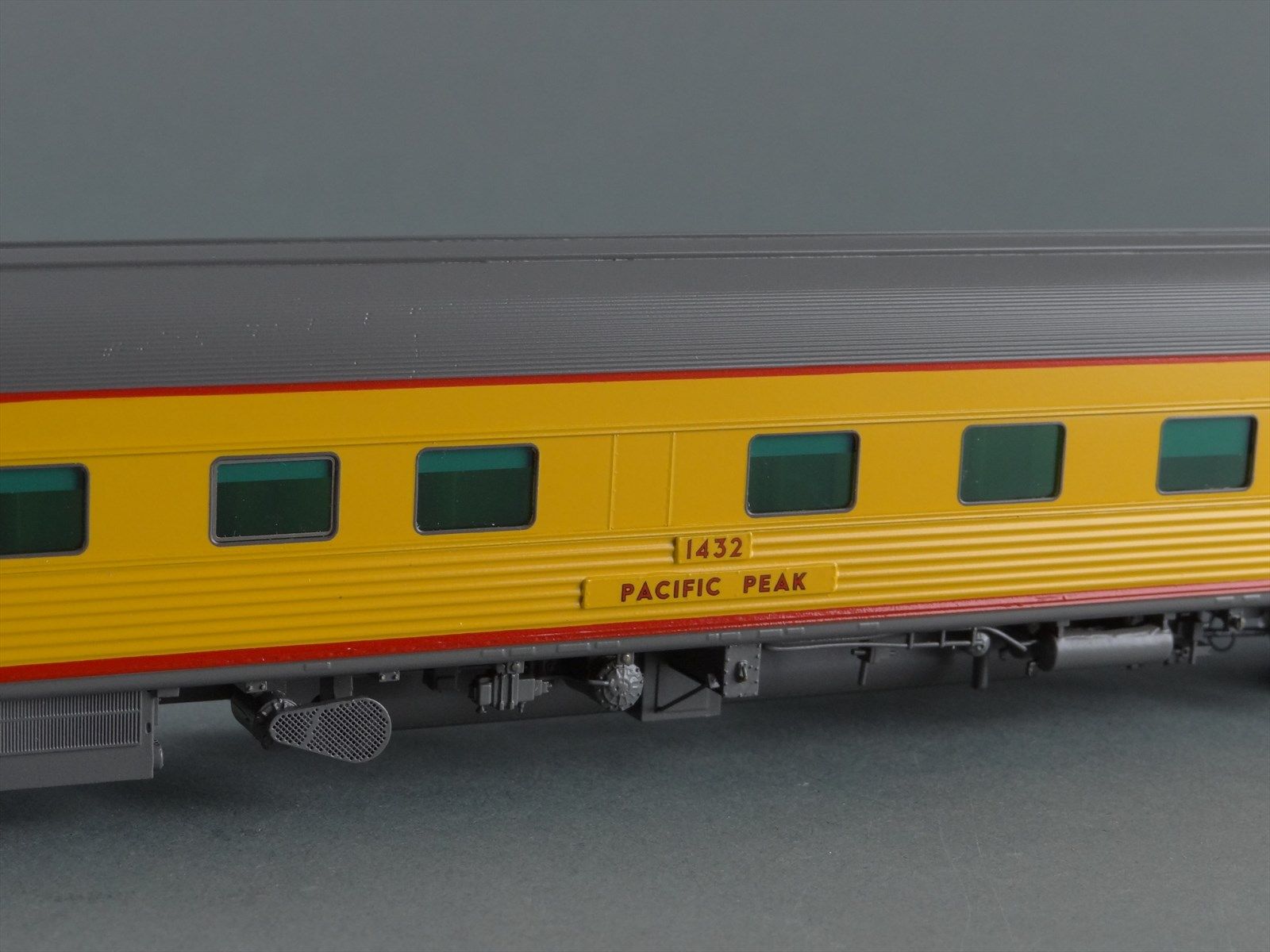 HO Brass Model Train - OMI Overland UP Union Pacific 10-6 Sleeper ...