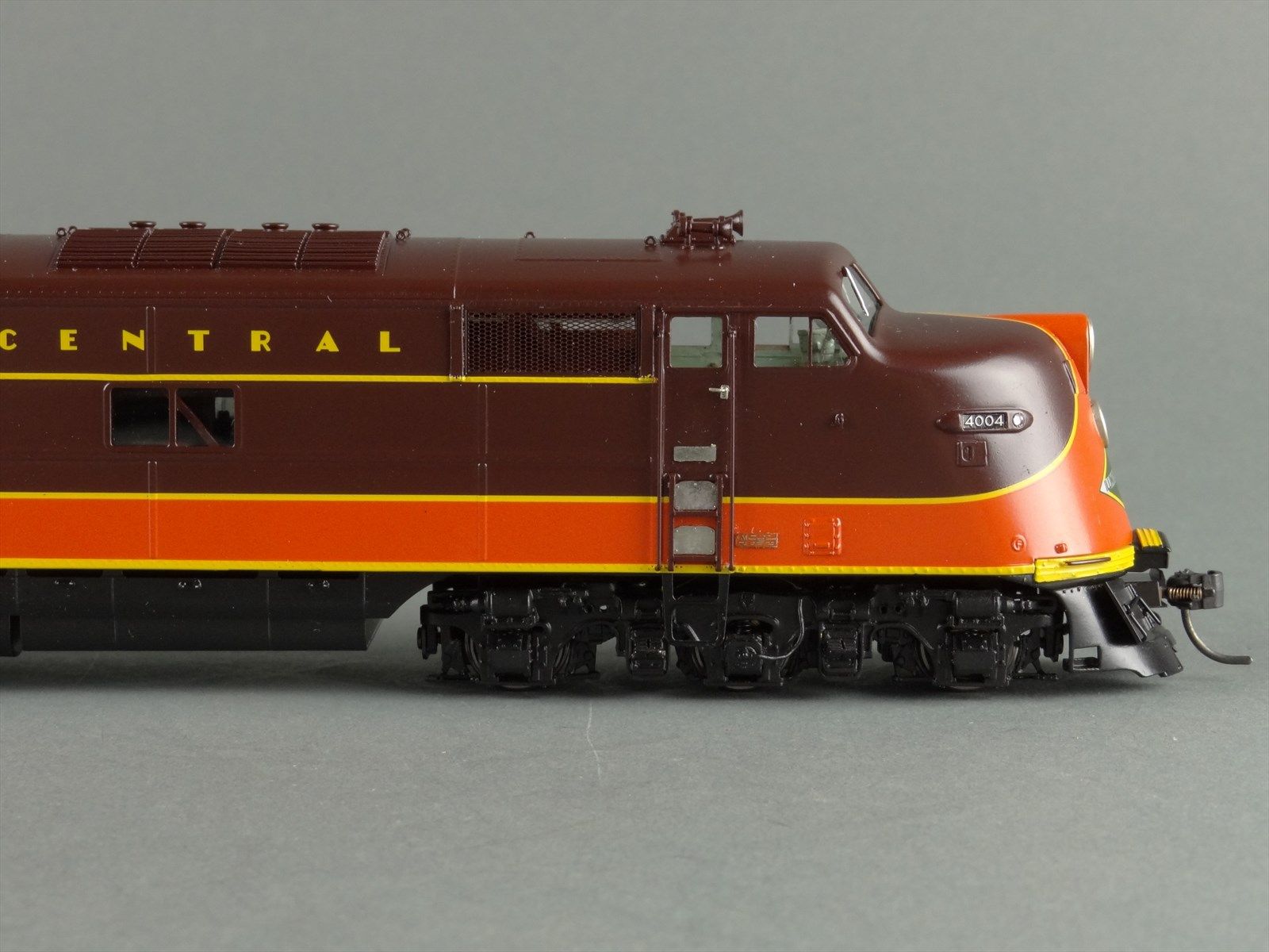 HO Brass Model Train - Railway Classics IC Illinois Central 1946 EMD E6 ...