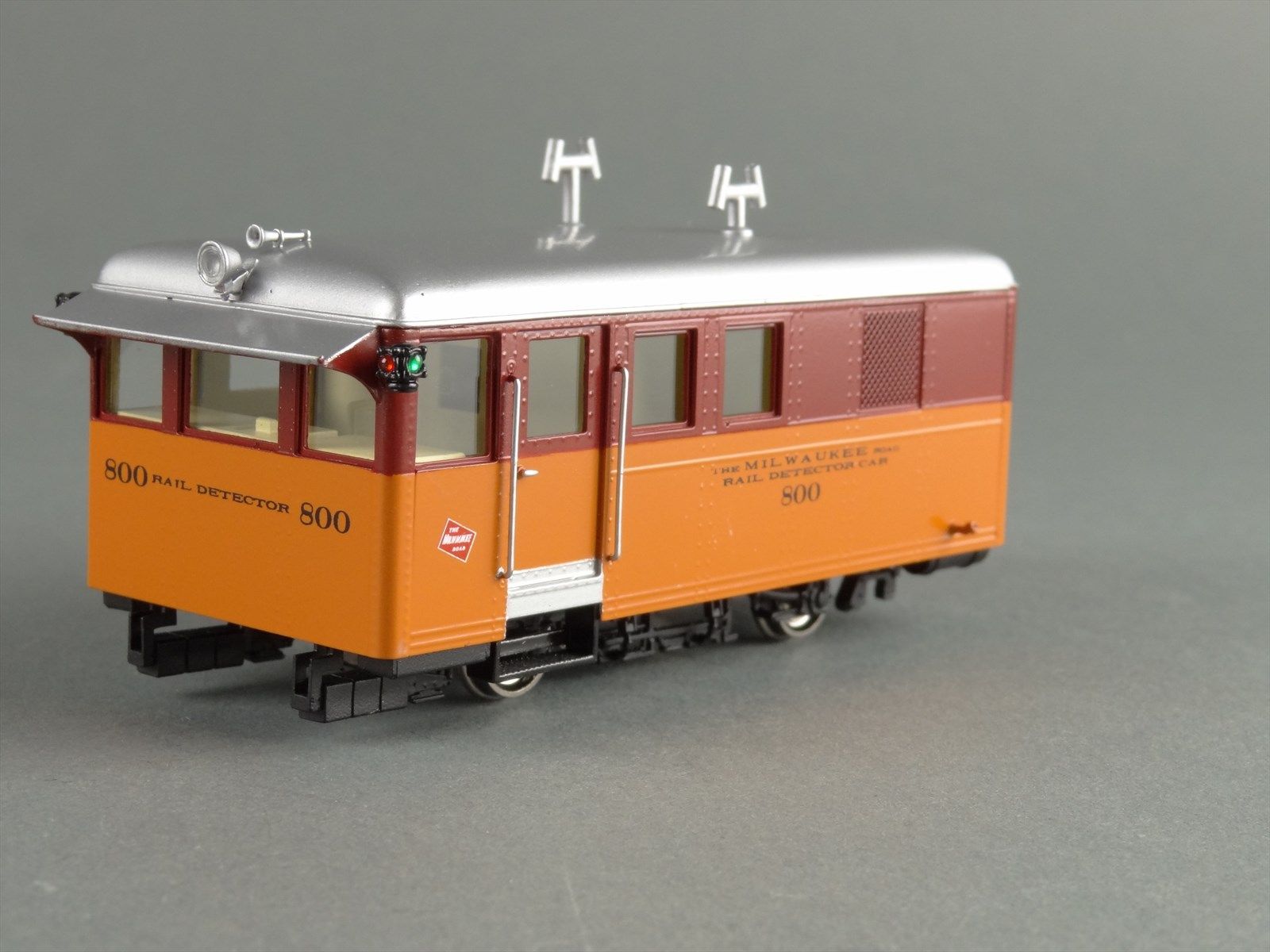 HO Brass Model Train - OMI 4309.1 Milwaukee Road - Magnetic Rail Defect ...