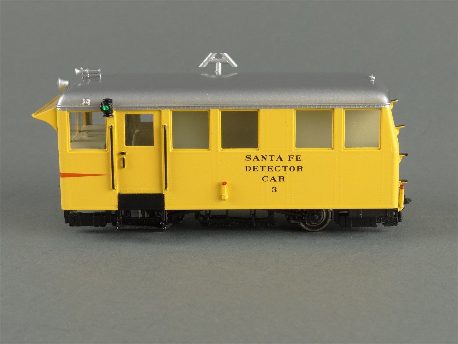 HO Brass Model Train - OMI 4303.1 AT&SF Santa Fe - Magnetic Rail Defect ...