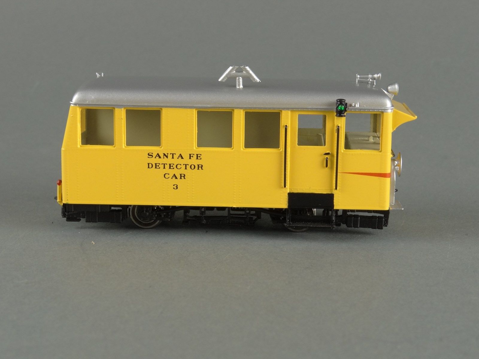 HO Brass Model Train - OMI 4303.1 AT&SF Santa Fe - Magnetic Rail Defect ...