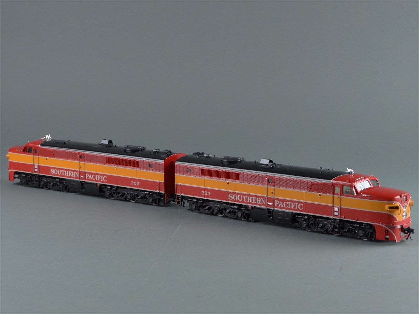 HO Brass Model Train - Eagle Imports SP Daylight ALCO PA-1 A-A Diesel ...
