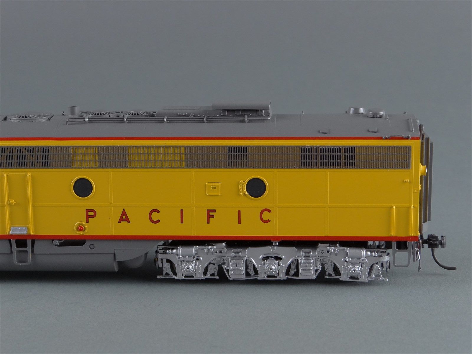 HO Brass Model Train - OMI #6225.1 Union Pacific ABA E9 Executive Set