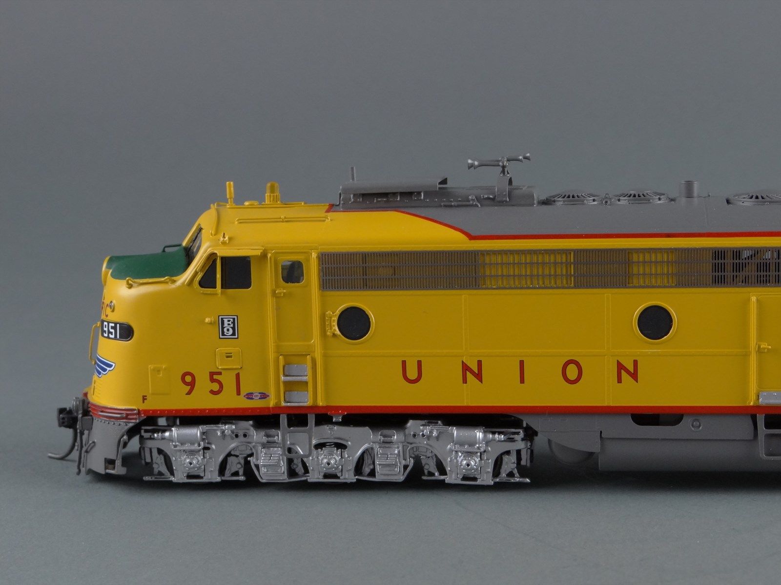HO Brass Model Train - OMI #6225.1 Union Pacific ABA E9 Executive Set
