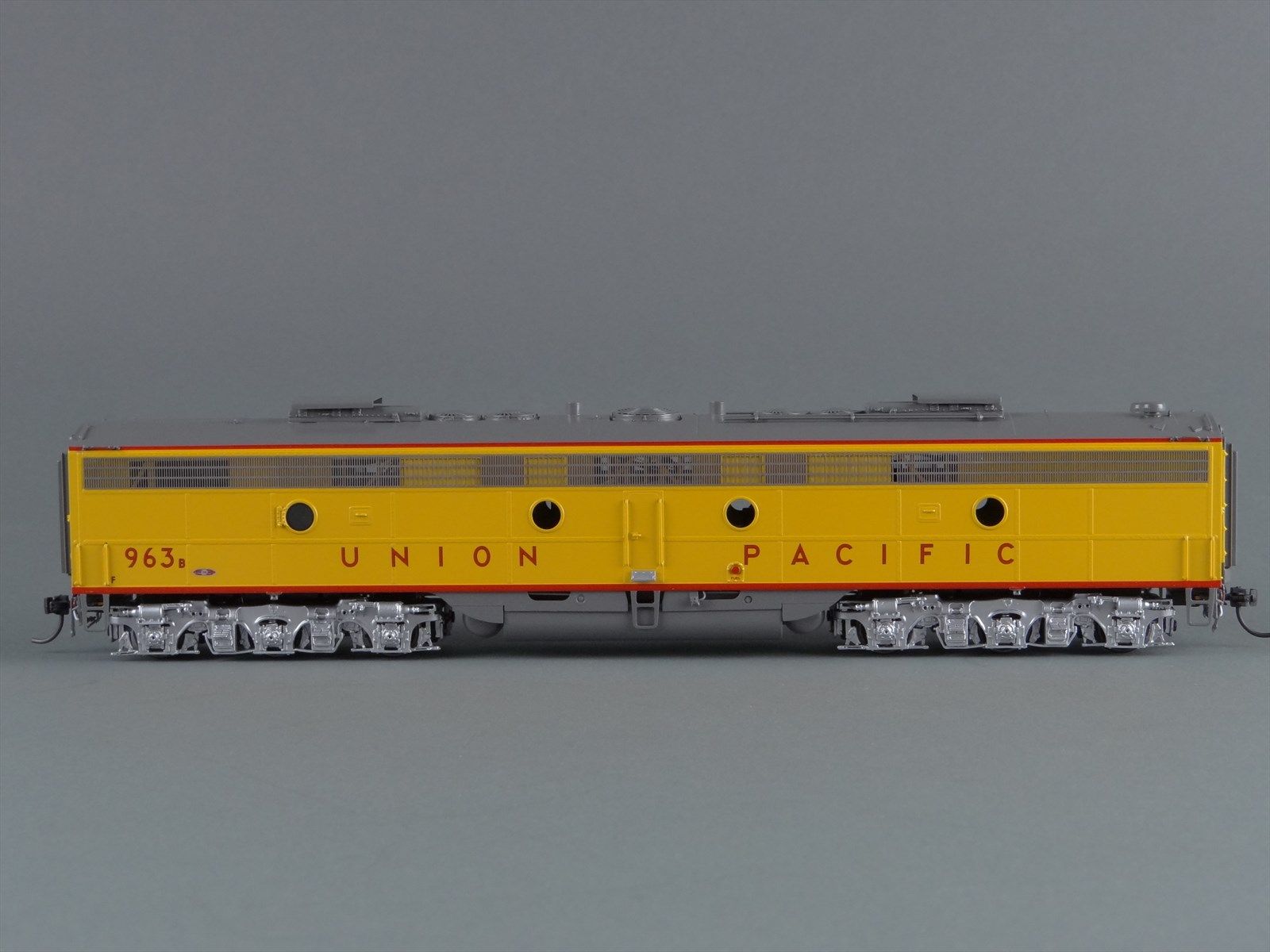 HO Brass Model Train - OMI #6225.1 Union Pacific ABA E9 Executive Set