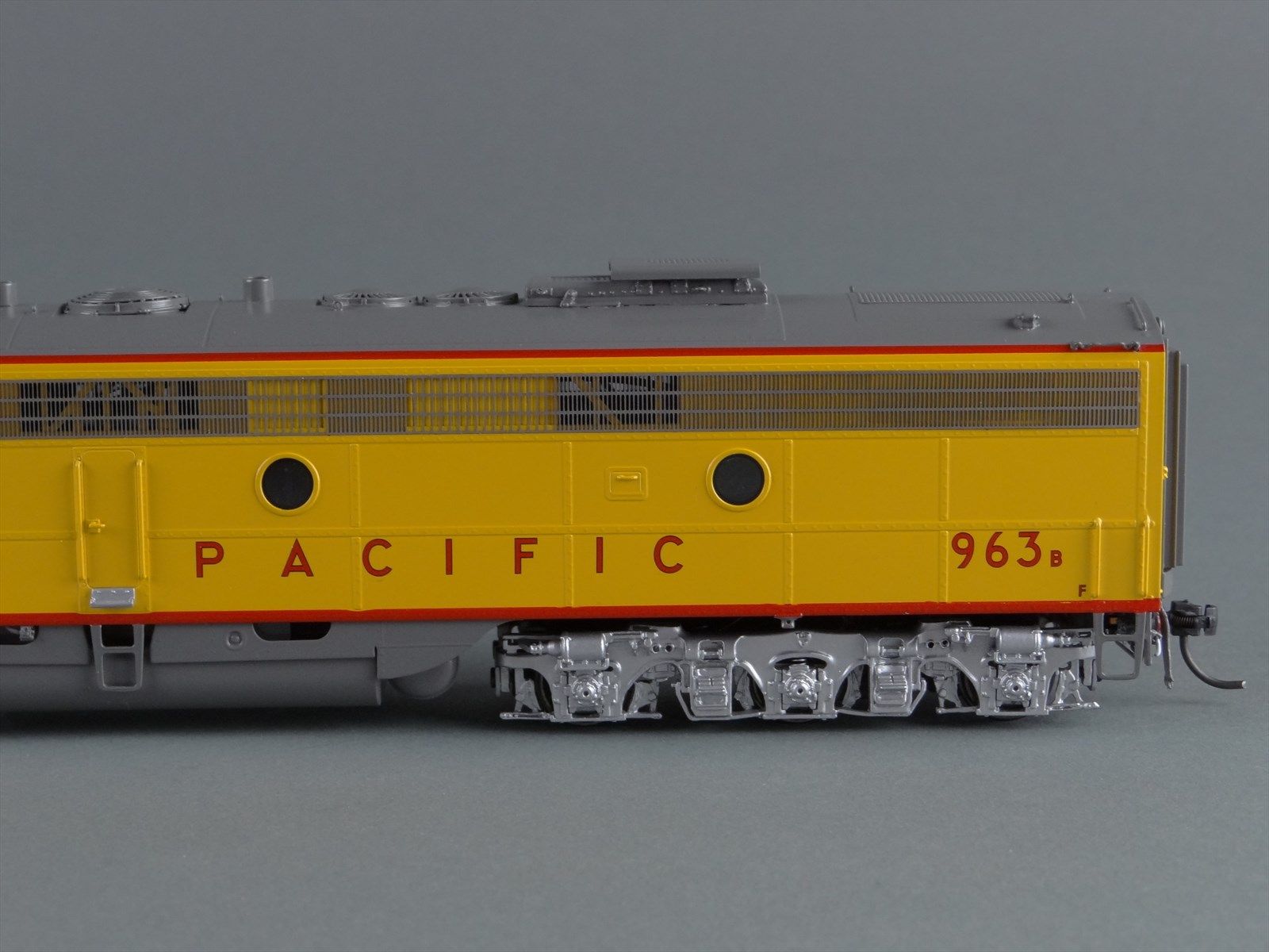 HO Brass Model Train - OMI #6225.1 Union Pacific ABA E9 Executive Set