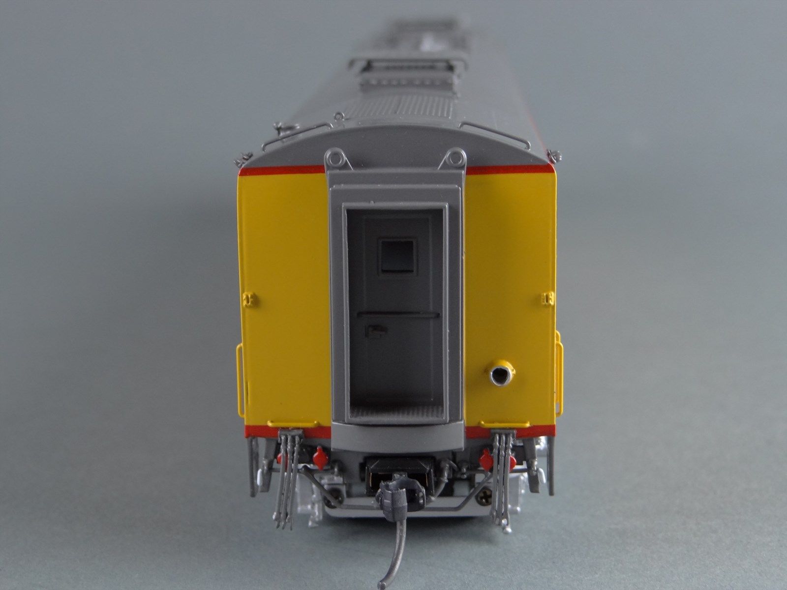 HO Brass Model Train - OMI #6225.1 Union Pacific ABA E9 Executive Set