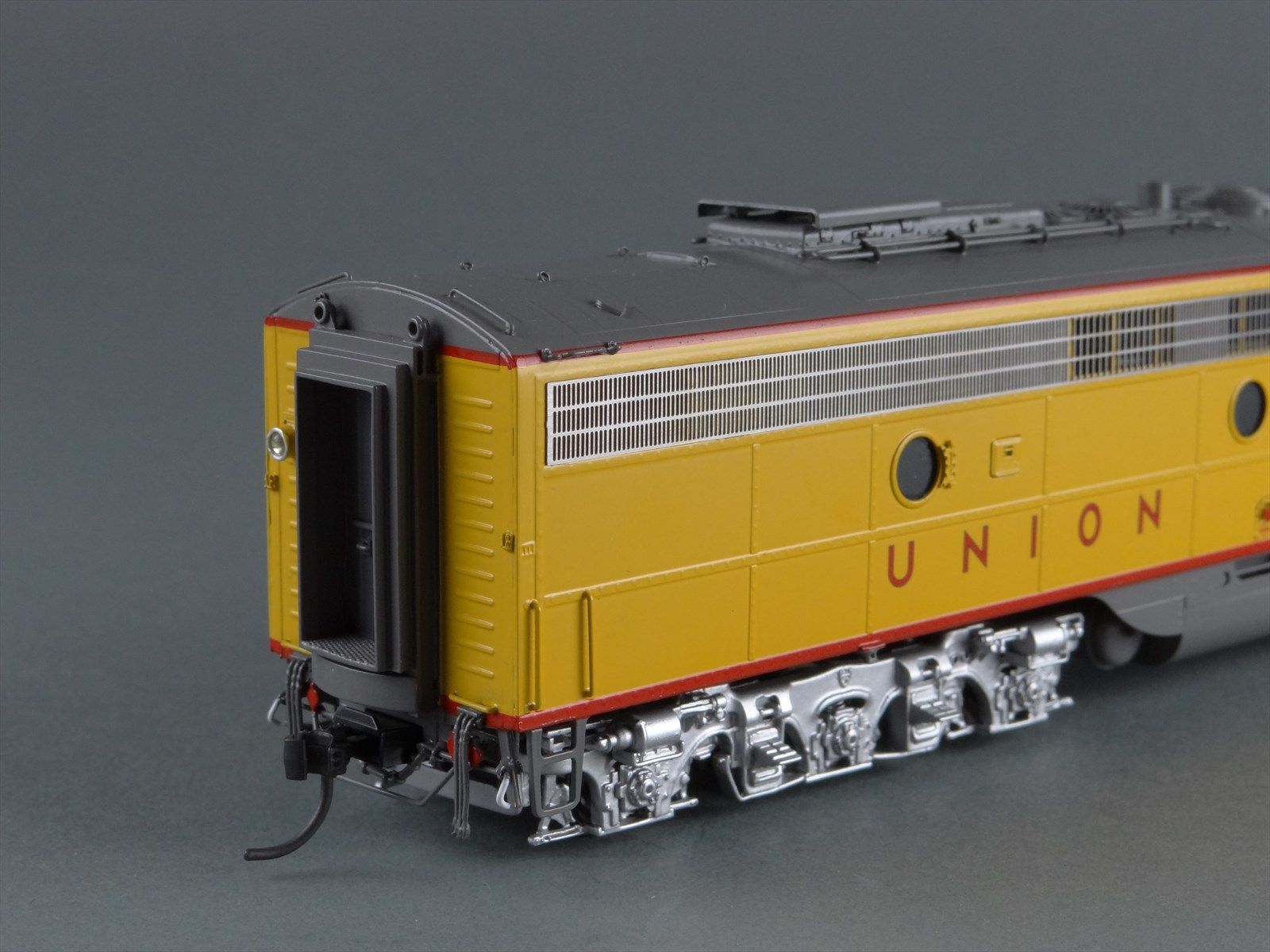 HO Brass Model Train - OMI #6225.1 Union Pacific ABA E9 Executive Set