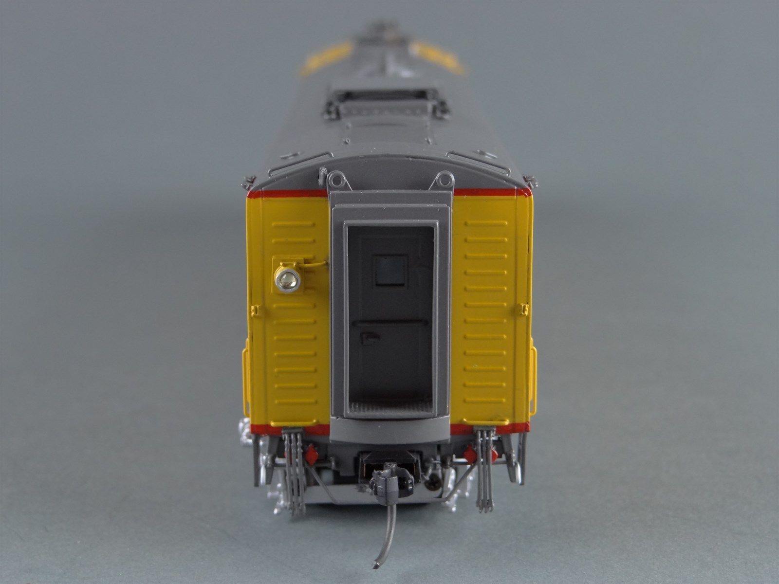 HO Brass Model Train - OMI #6225.1 Union Pacific ABA E9 Executive Set