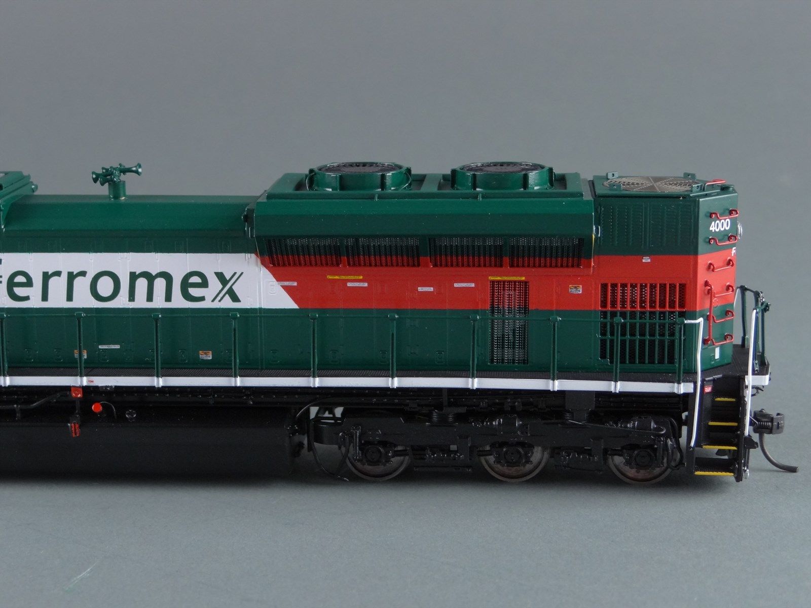 HO Brass Model Train - OMI AA-1309-1 Overland Ferromex SD70ACe Diesel ...