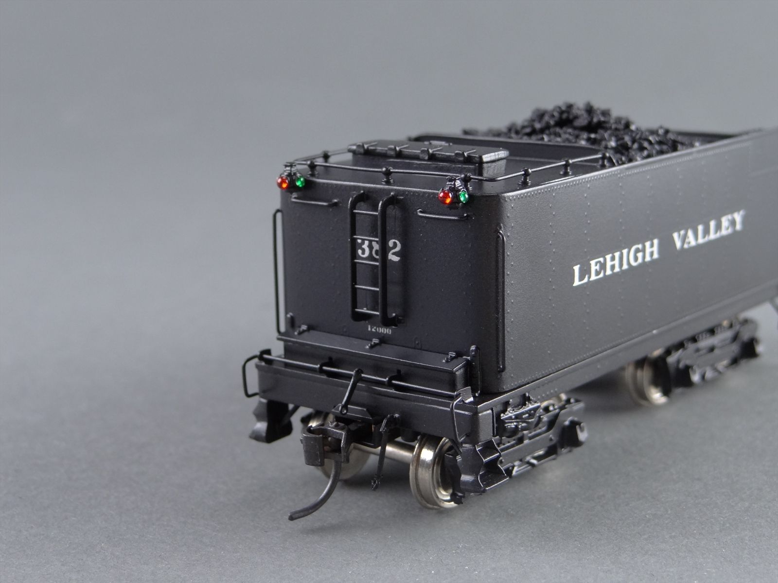 HO Brass Model Train - Custom Brass LV Lehigh Valley 2-8-2 Camelback N ...