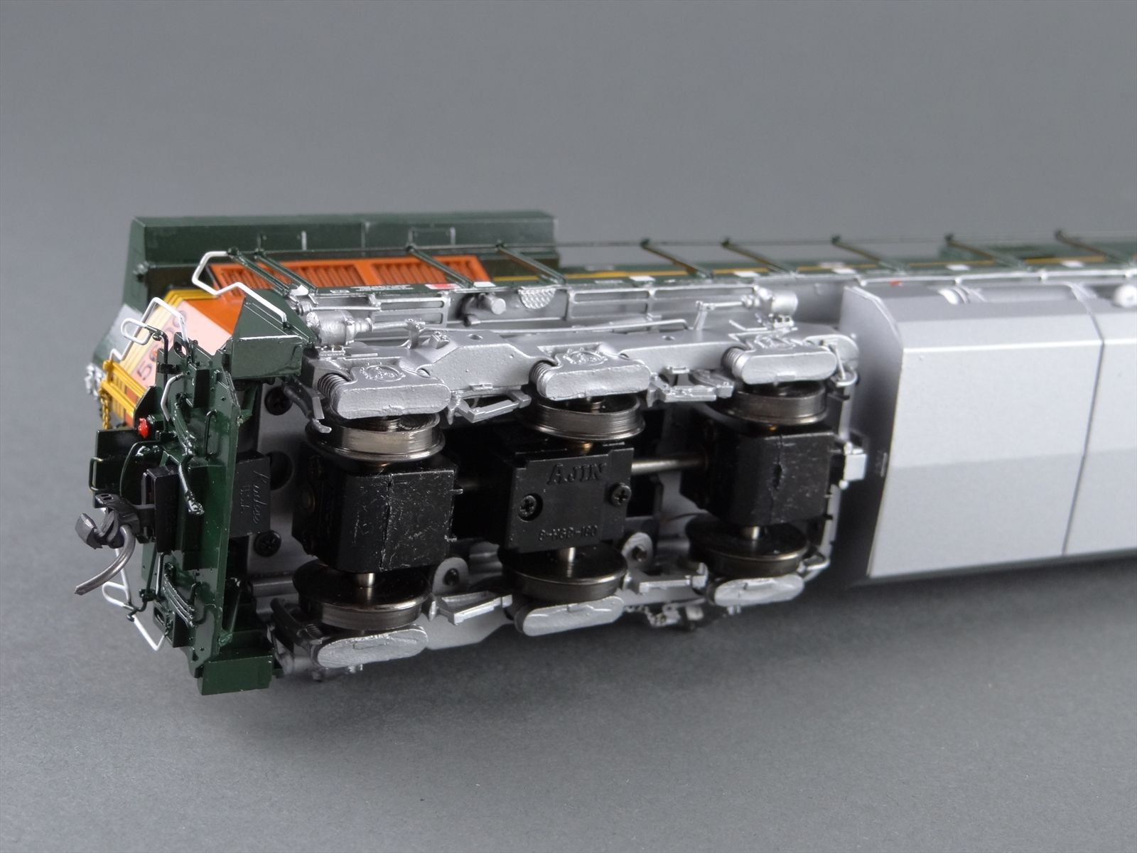 HO Brass Model Train - OMI 6577.1 Overland BNSF Heritage II AC4400CW ...