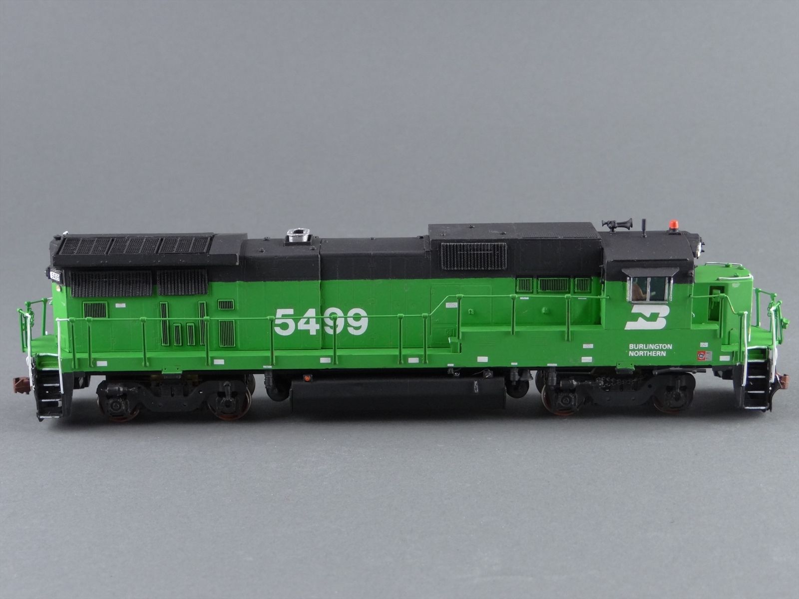 HO Brass Model Train - OMI 1947 BN Burlington Northern GE B32-8 Diesel #5499 - Custom