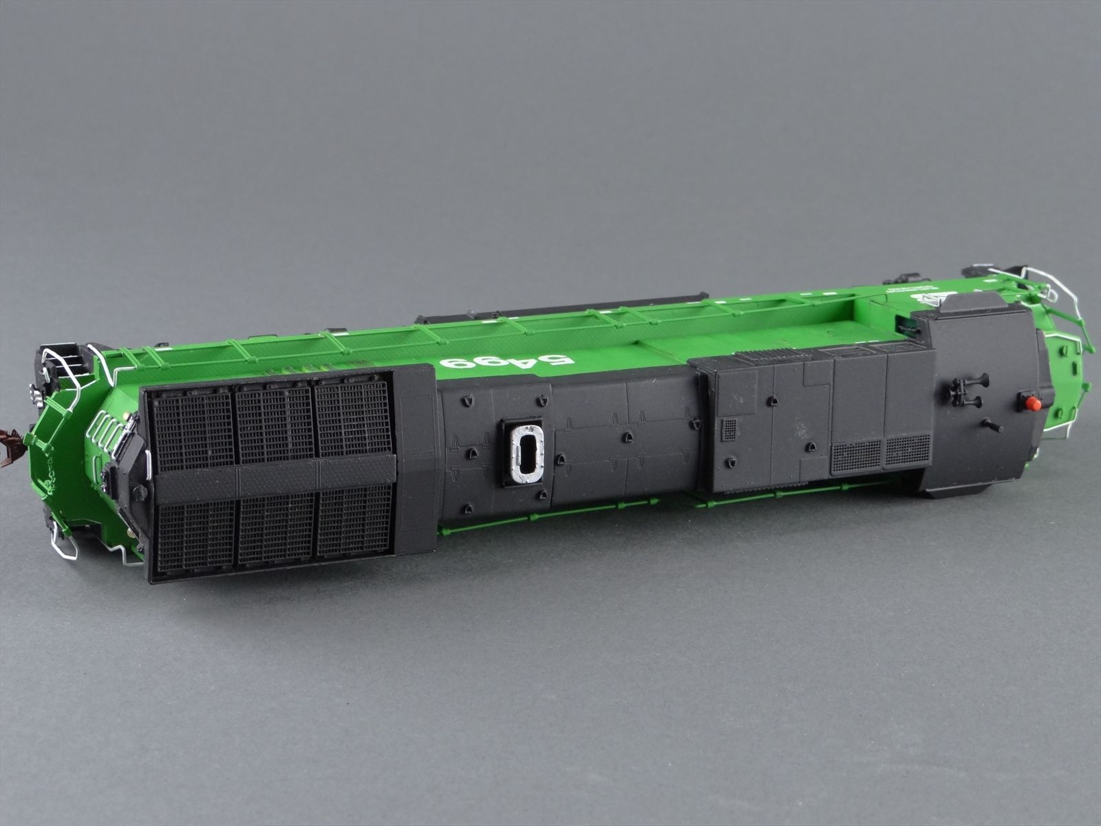 HO Brass Model Train - OMI 1947 BN Burlington Northern GE B32-8 Diesel #5499 - Custom