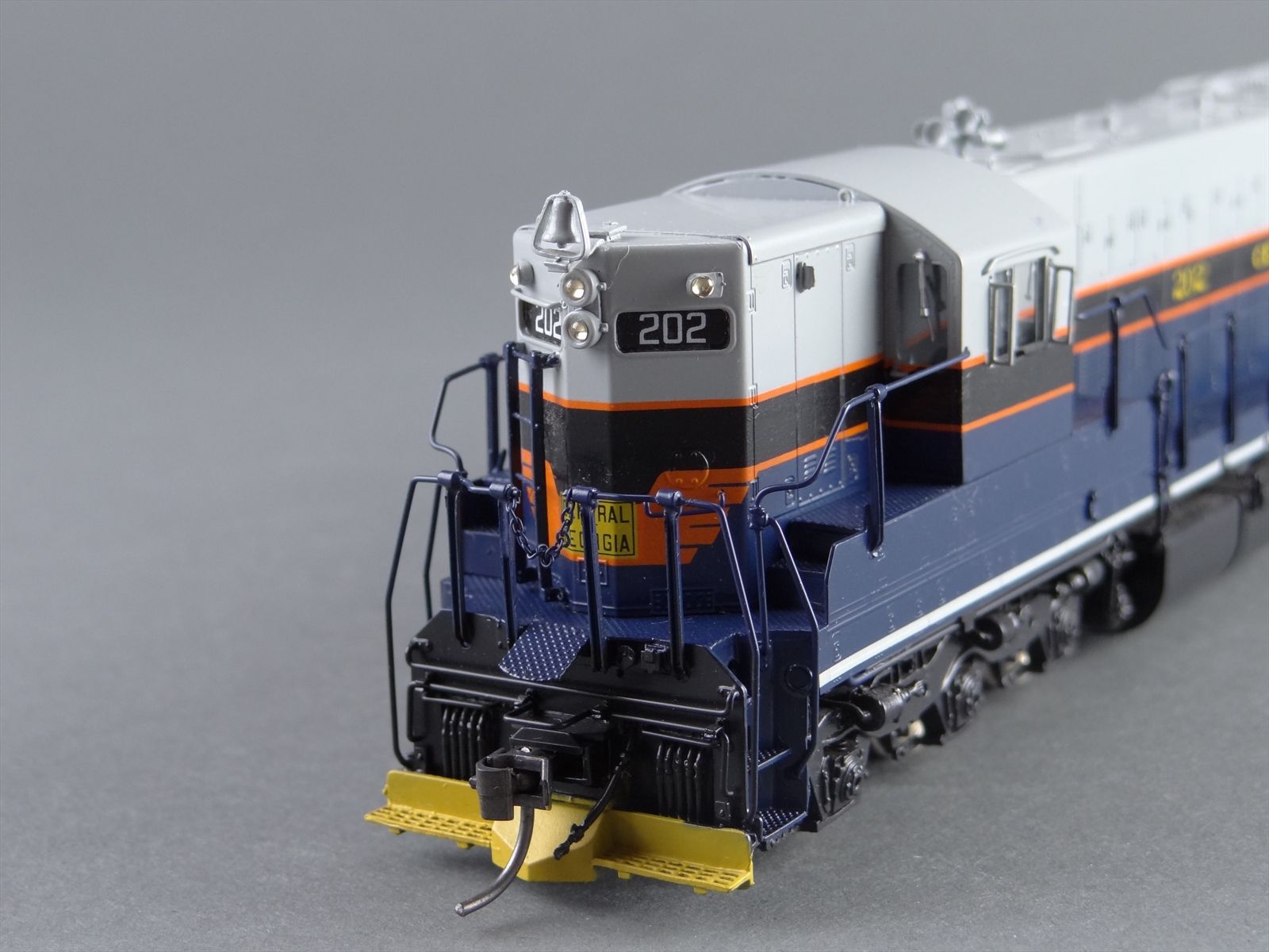 HO Brass Model Train - OMI 5173.1 CofG Central of Georgia SD9 Phase II ...