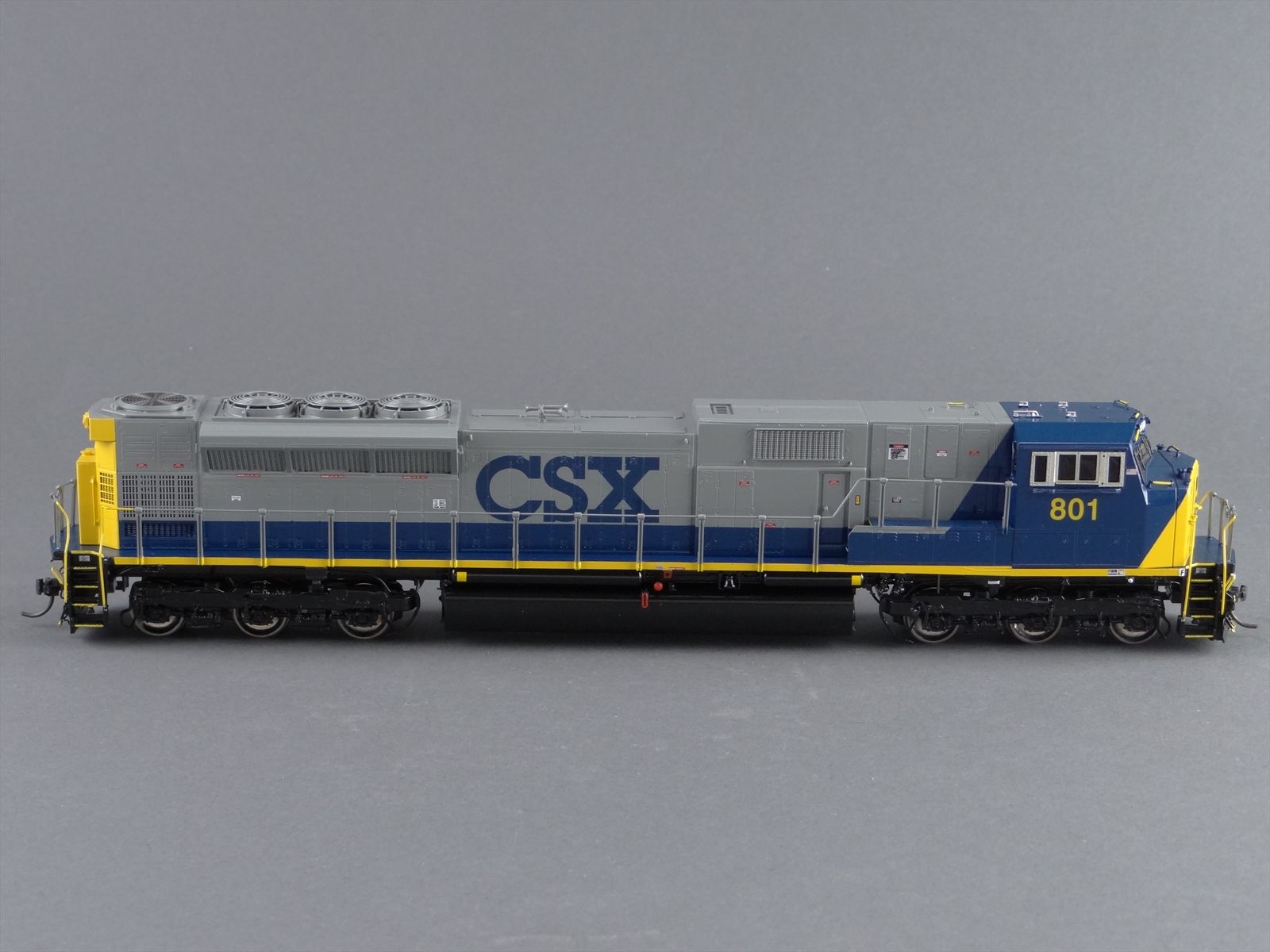 HO Brass Model Train - OMI 6627.1 Overland CSX SD80MAC Diesel #801 - 2001 Run