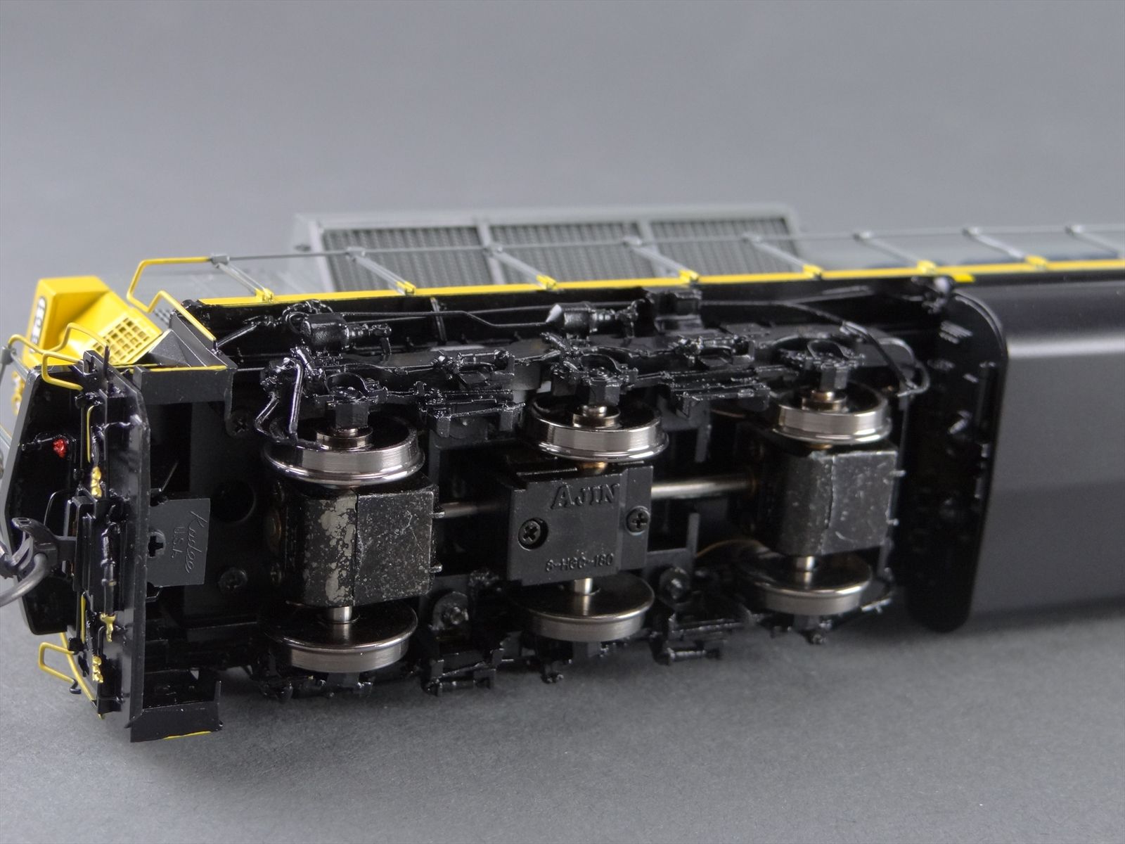 HO Brass Model Train - OMI 6627.1 Overland CSX SD80MAC Diesel #801 ...