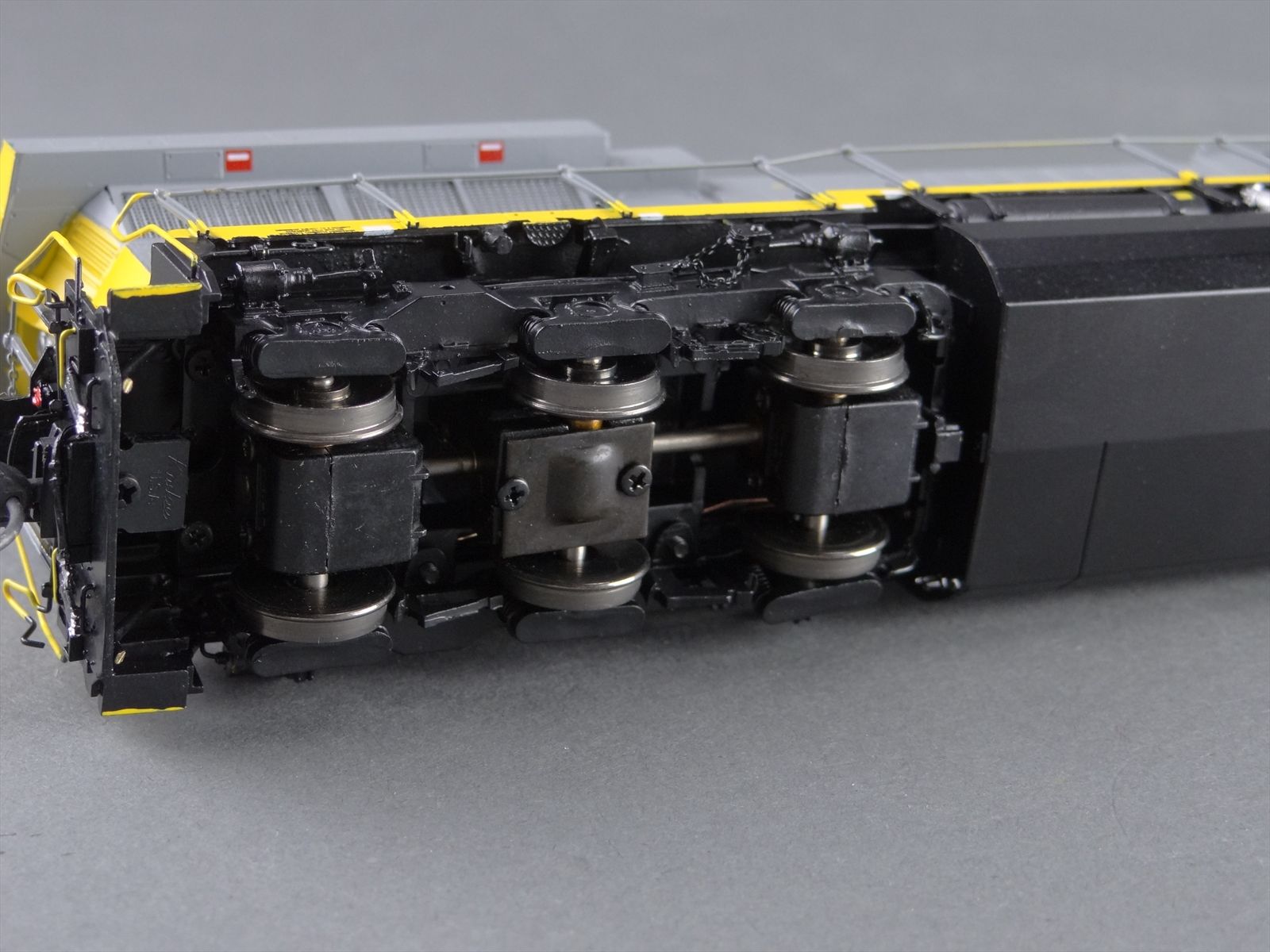 HO Brass Model Train - OMI 6553.1 Overland CSX AC6000CW Diesel #600 ...