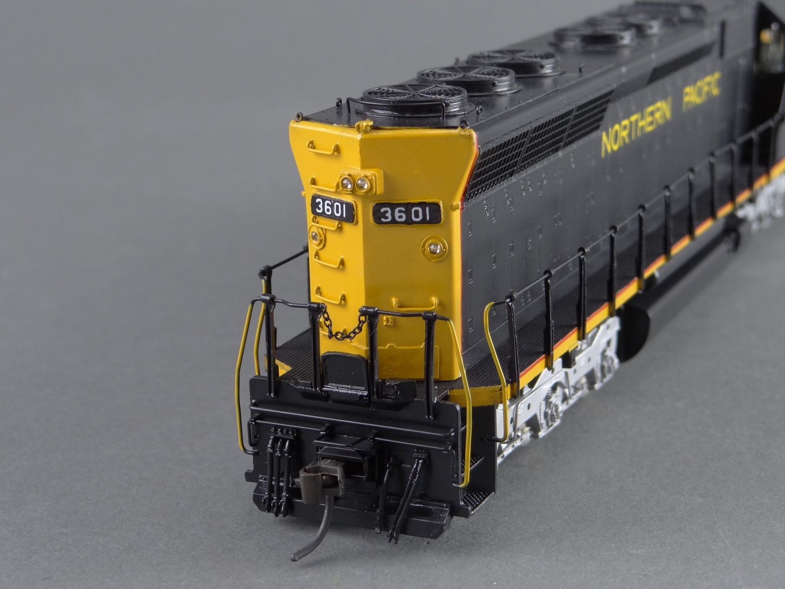 HO Brass Model Train - OMI 6078.1 Overland NP Northern Pacific EMD SD45 #3601 - Custom