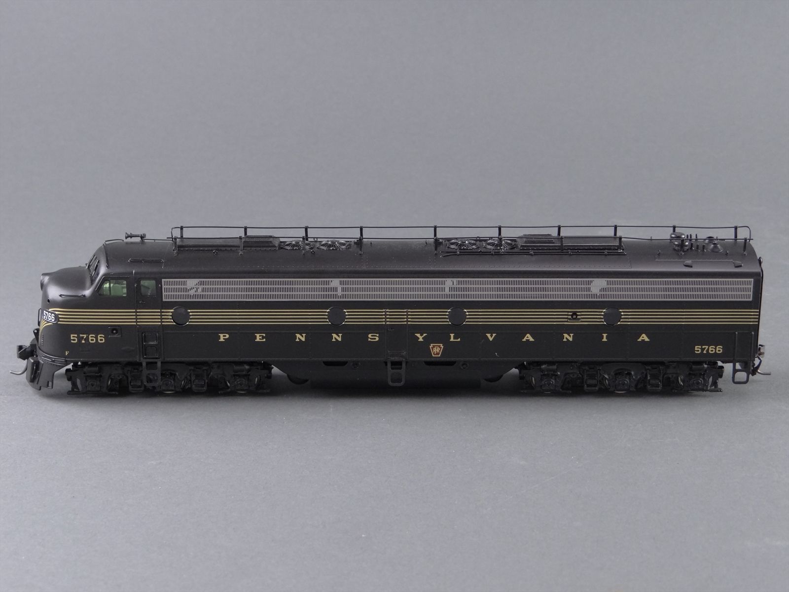 HO Brass Model Train - CIL 2112.1 PRR Pennsylvania EMD E8A Diesel #5766