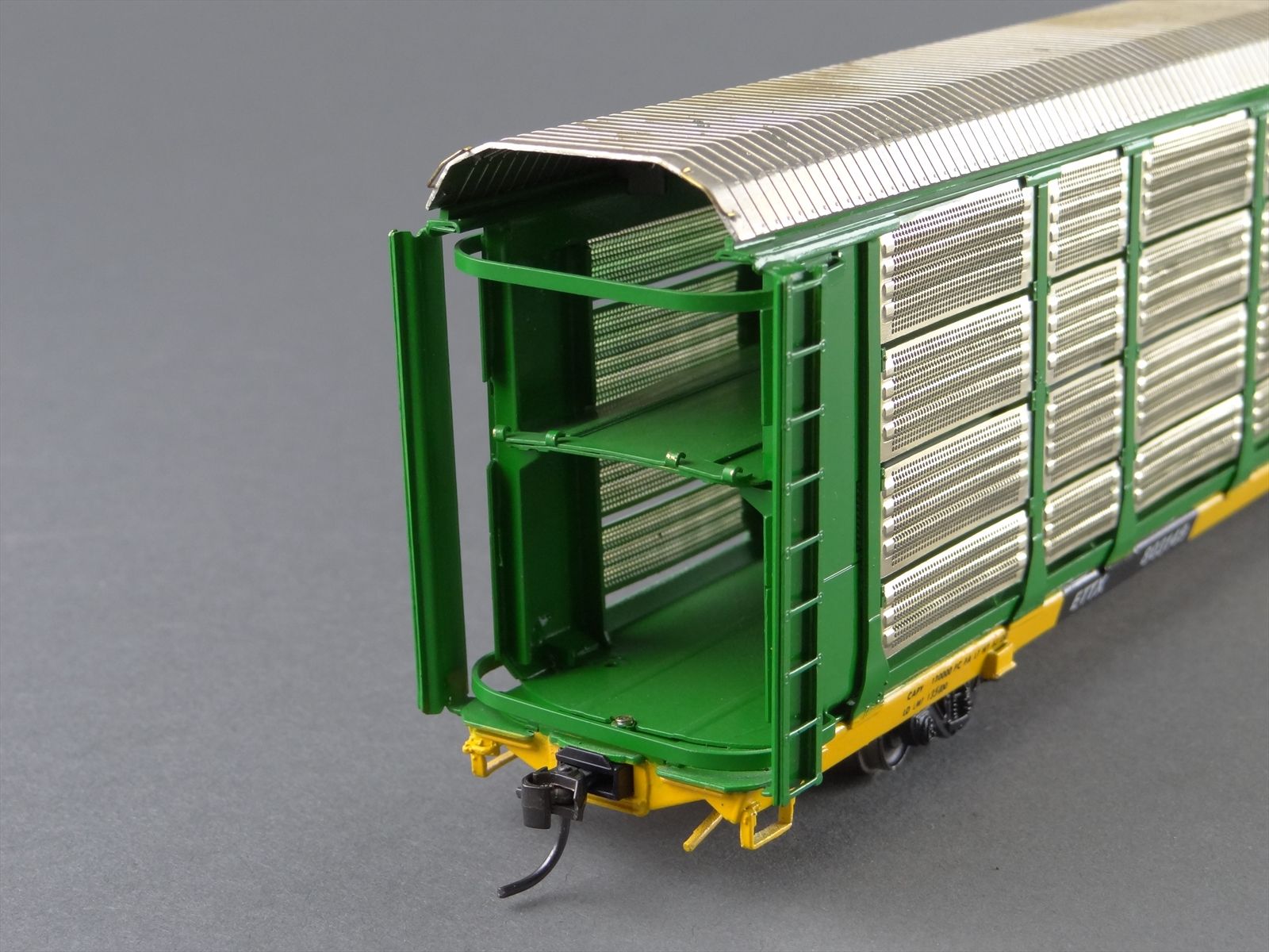 HO Brass Model Train - OMI 3120 TTX Thrall Bi-Level Enclosed Auto Rack ...