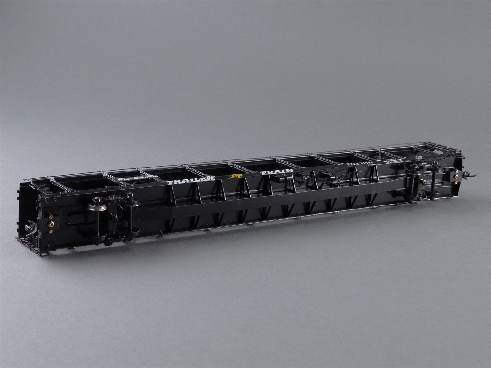 HO Brass Model Train - OMI 1354 TTX D&RGW Bi-Level Open Auto Rack ...