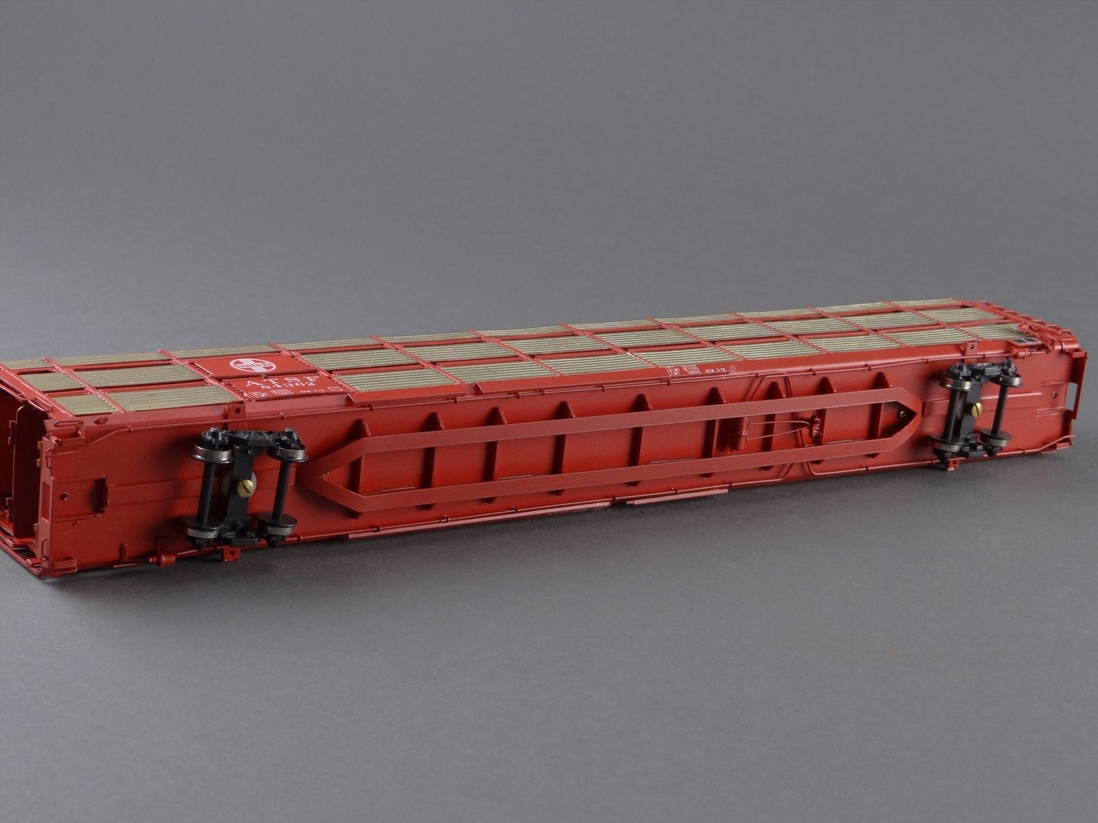 HO Brass Model Train - OMI 1395.1 ATSF Santa Fe Tri-Level Auto Rack ...