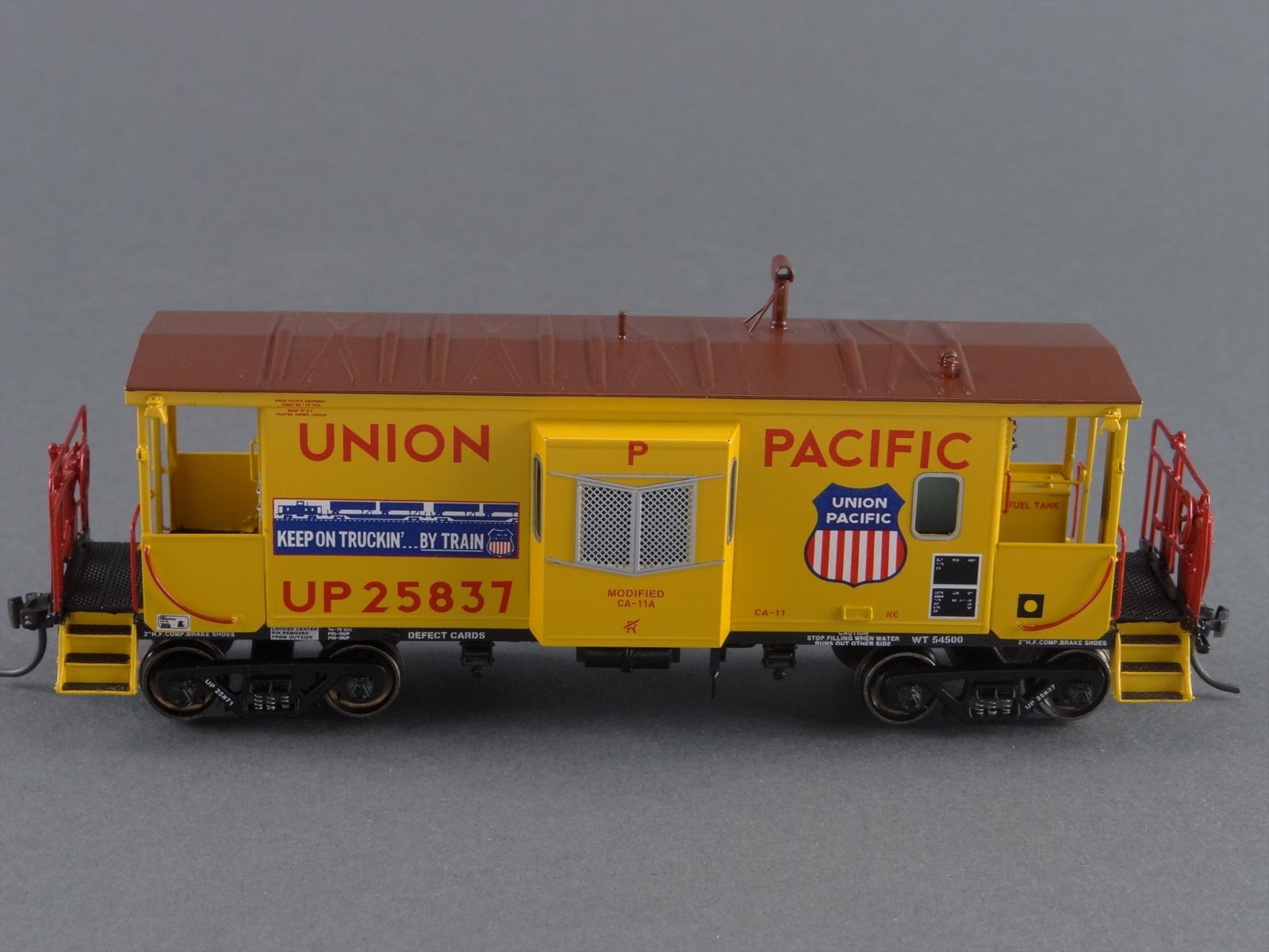 HO Brass Model Train - OMI 3731.1 UP Union Pacific CA-11 Caboose #25837 - Keep On Truckin
