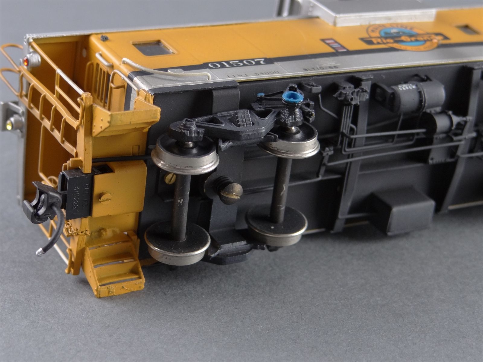 HO Brass Model Train - OMI 1154.1 D&RGW Wide Vision Caboose #01507 - Custom / Weathered