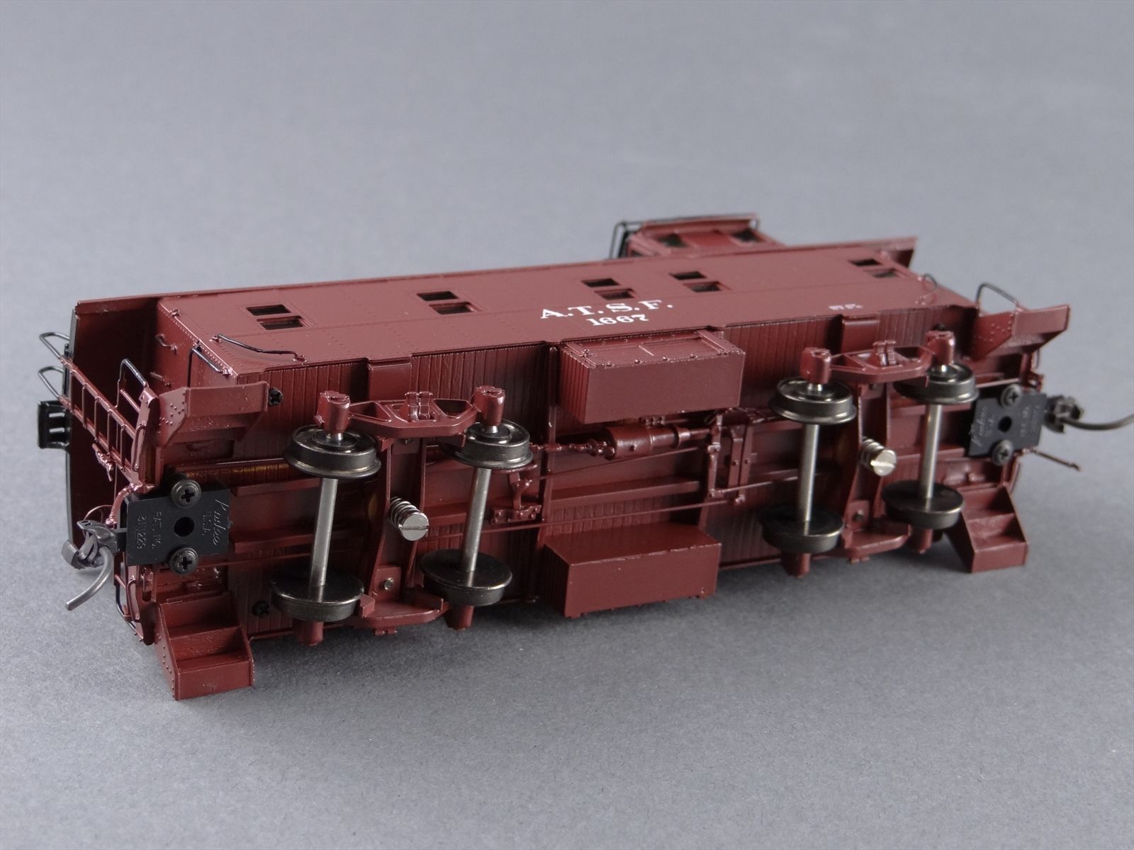 HO Brass Model Train - DP - Division Point - AT&SF Round Roof Caboose ...