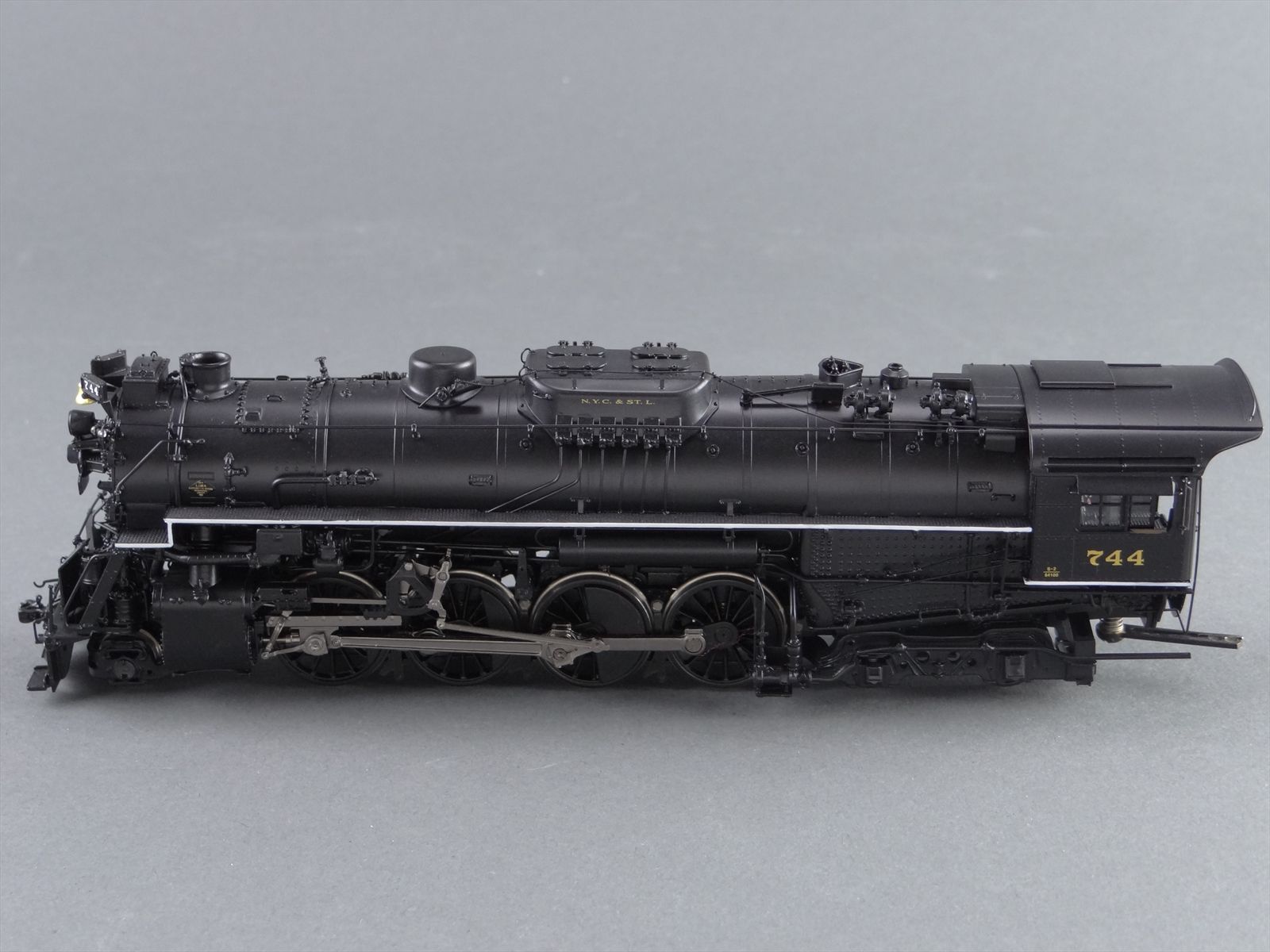 HO Brass Model Train - DP Division Point NKP Nickel Plate 2-8-4 S-2 #744 LIMA