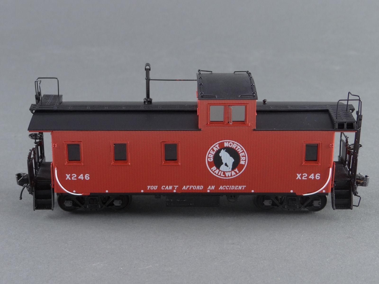 HO Brass Model Train - OMI 3954.1 Overland GN Great Northern 30' Wood Caboose #X246