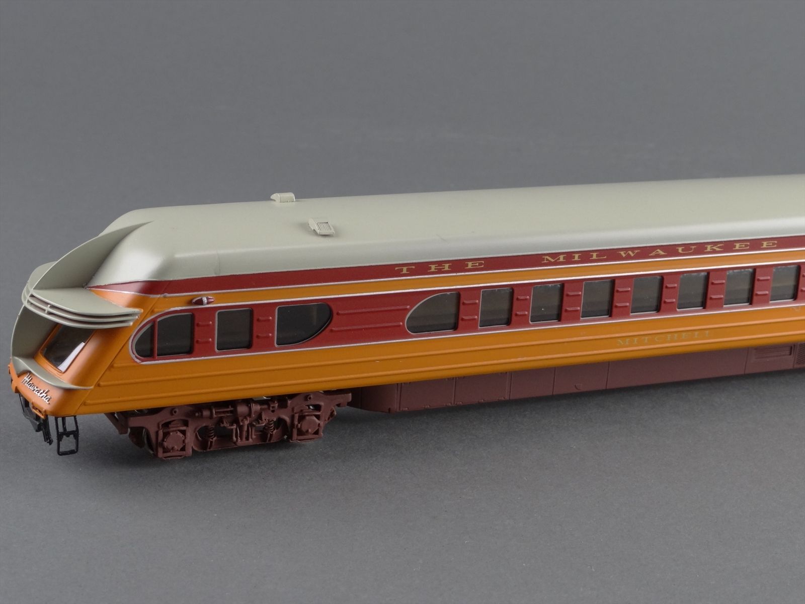 HO Brass Model Train - PSC 17196-5 Milwaukee 1939 Hiawatha Beavertail ...