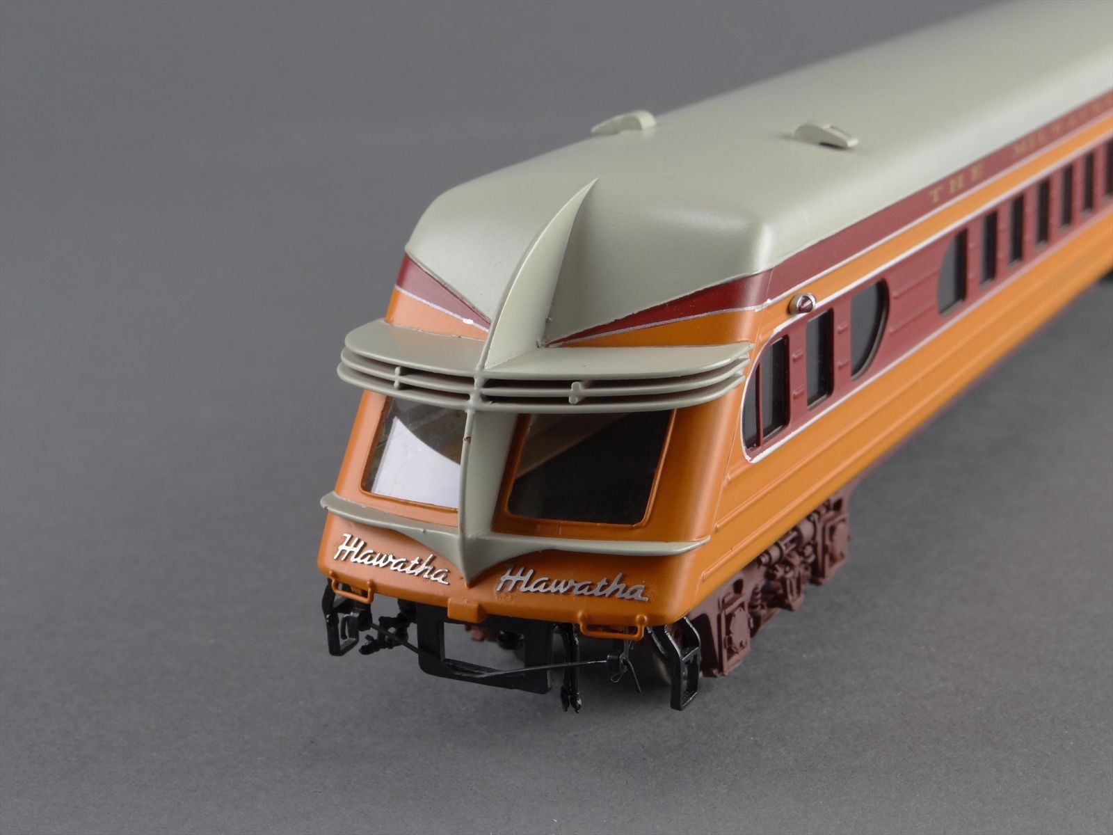HO Brass Model Train - PSC 17196-5 Milwaukee 1939 Hiawatha Beavertail ...
