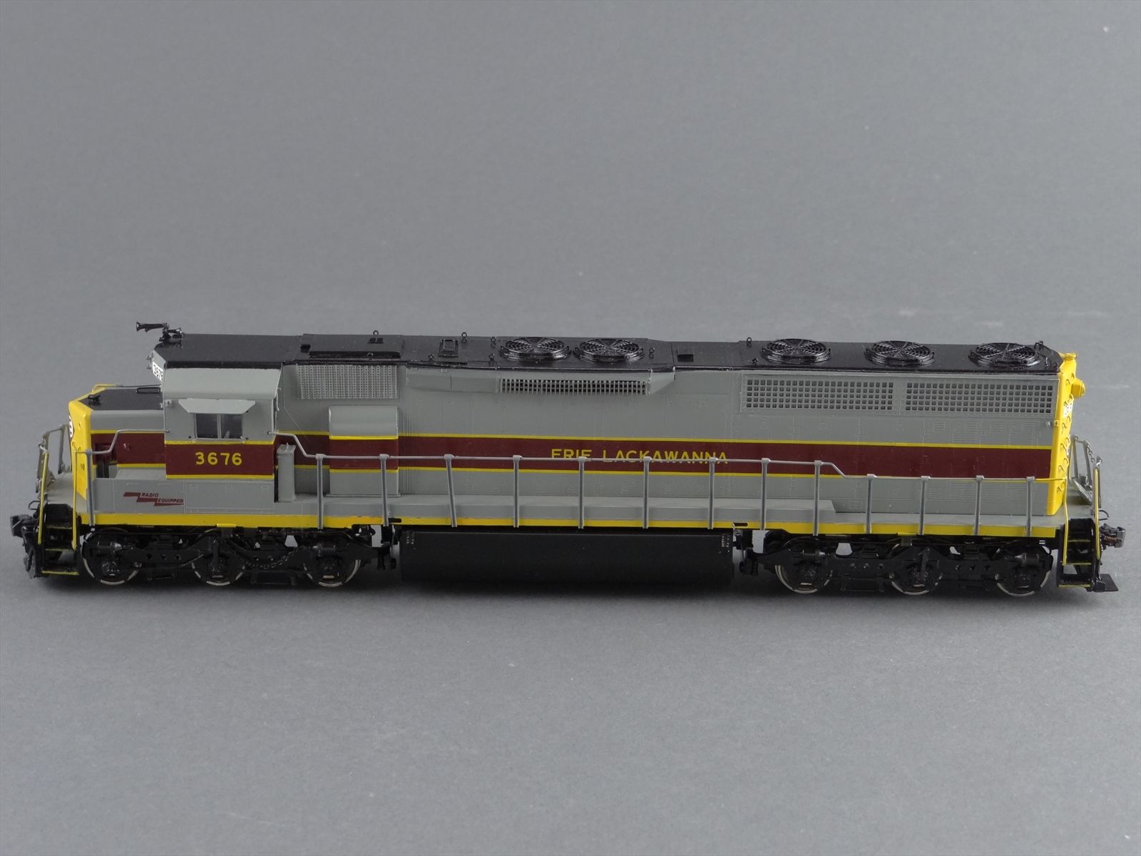 HO Brass Model Train - OMI #5778 Overland EL Erie-Lackawanna SD45-2 #3676 - CUSTOM