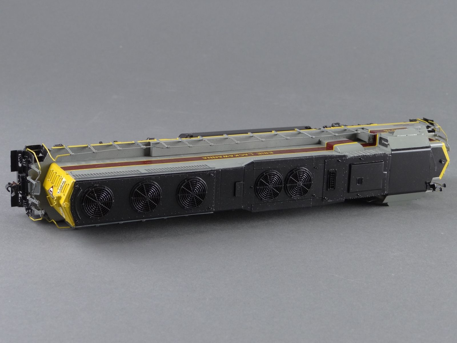 HO Brass Model Train - OMI #5778 Overland EL Erie-Lackawanna SD45-2 #3676 - CUSTOM