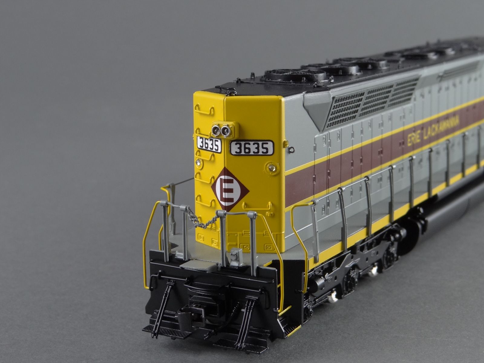 HO Brass Model Train - OMI #6378.1 Overland EL Erie-Lackawanna SDP45 #3635