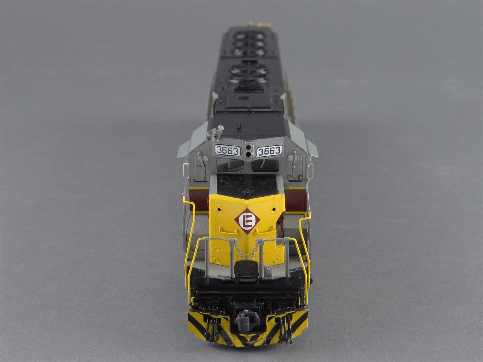 HO Brass Model Train - OMI 5782 Overland EL Erie-Lackawanna SDP45 #3663 - Custom