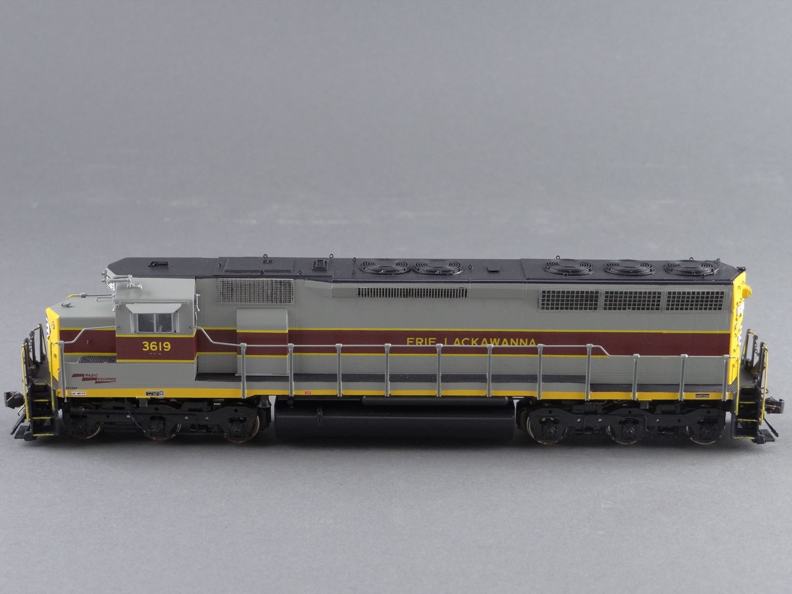 HO Brass Model Train - OMI #6068 Overland EL Erie-Lackawanna SD45 #3619 ...
